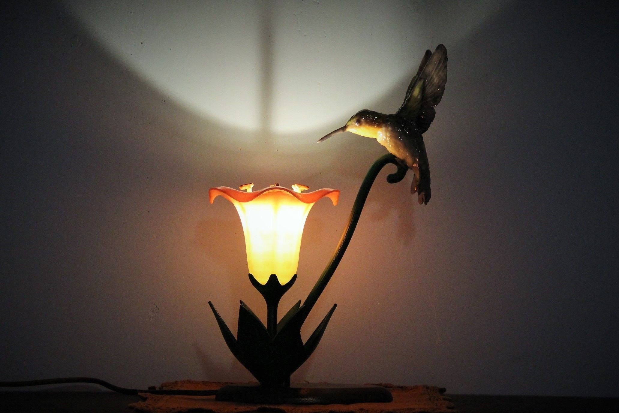 Hummingbird Lamp 3D model 3D printable | CGTrader