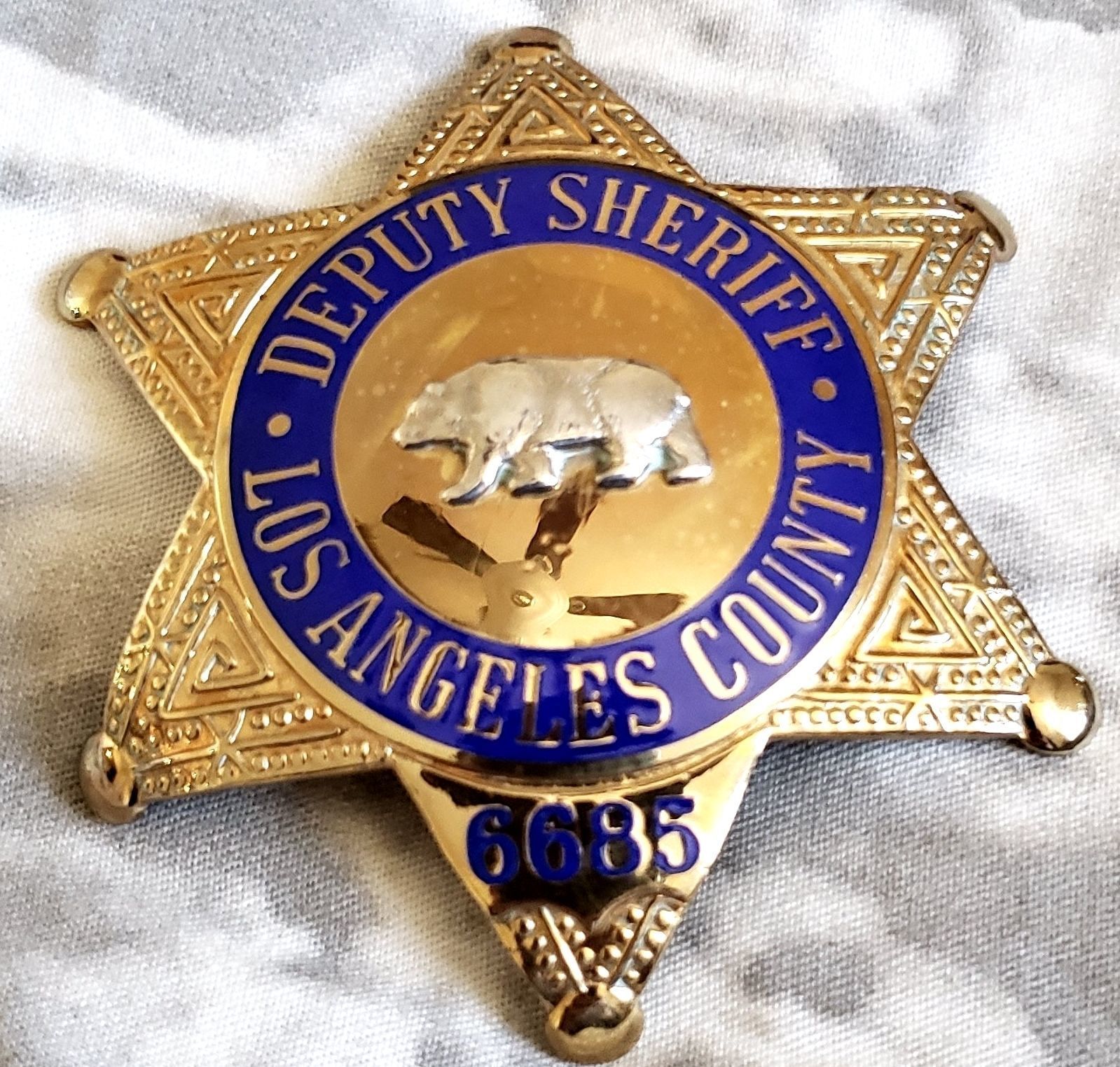 Los Angeles County Deputy Sheriffs Badge 3D model 3D printable | CGTrader