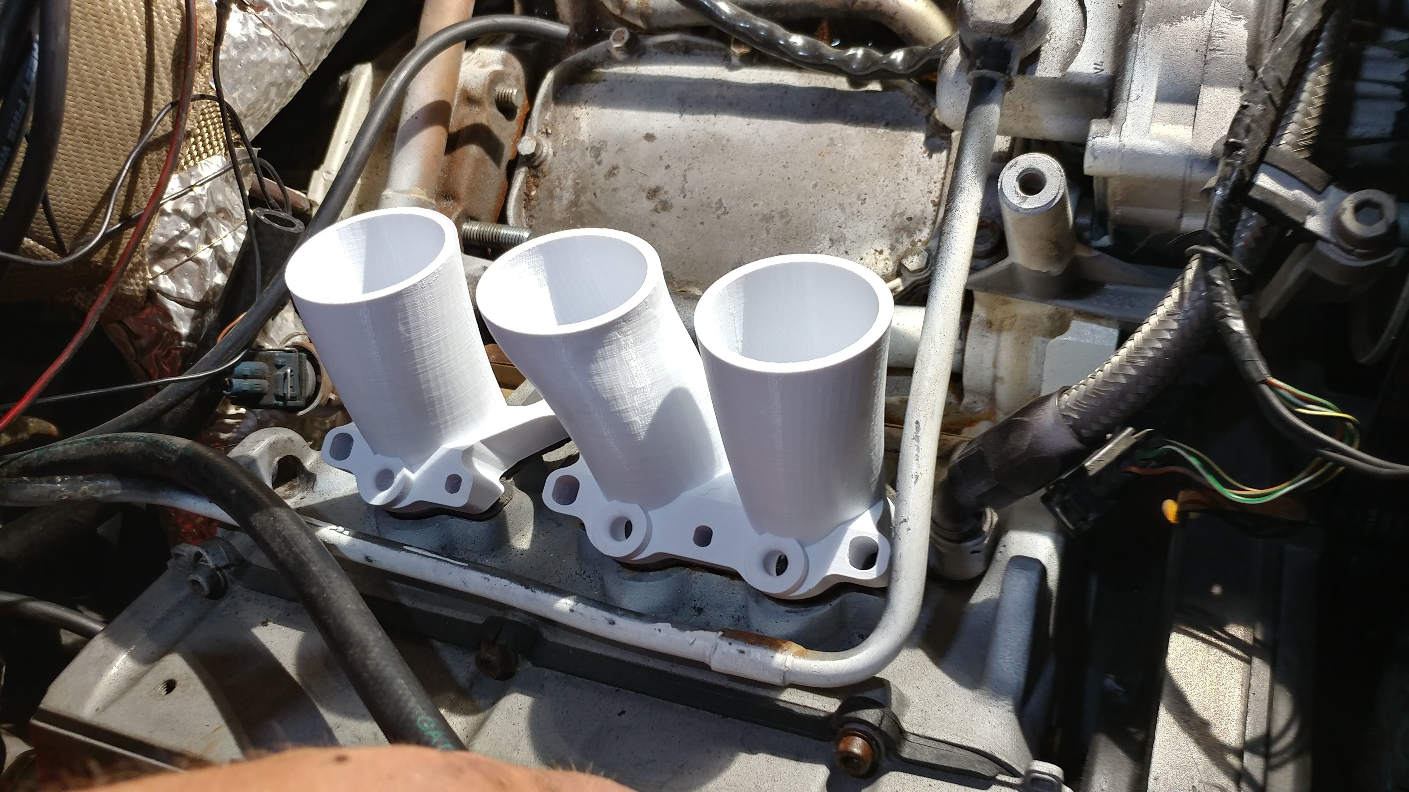 Audi V6 AFC AAH Custom engine intake trumpet 3D model | CGTrader