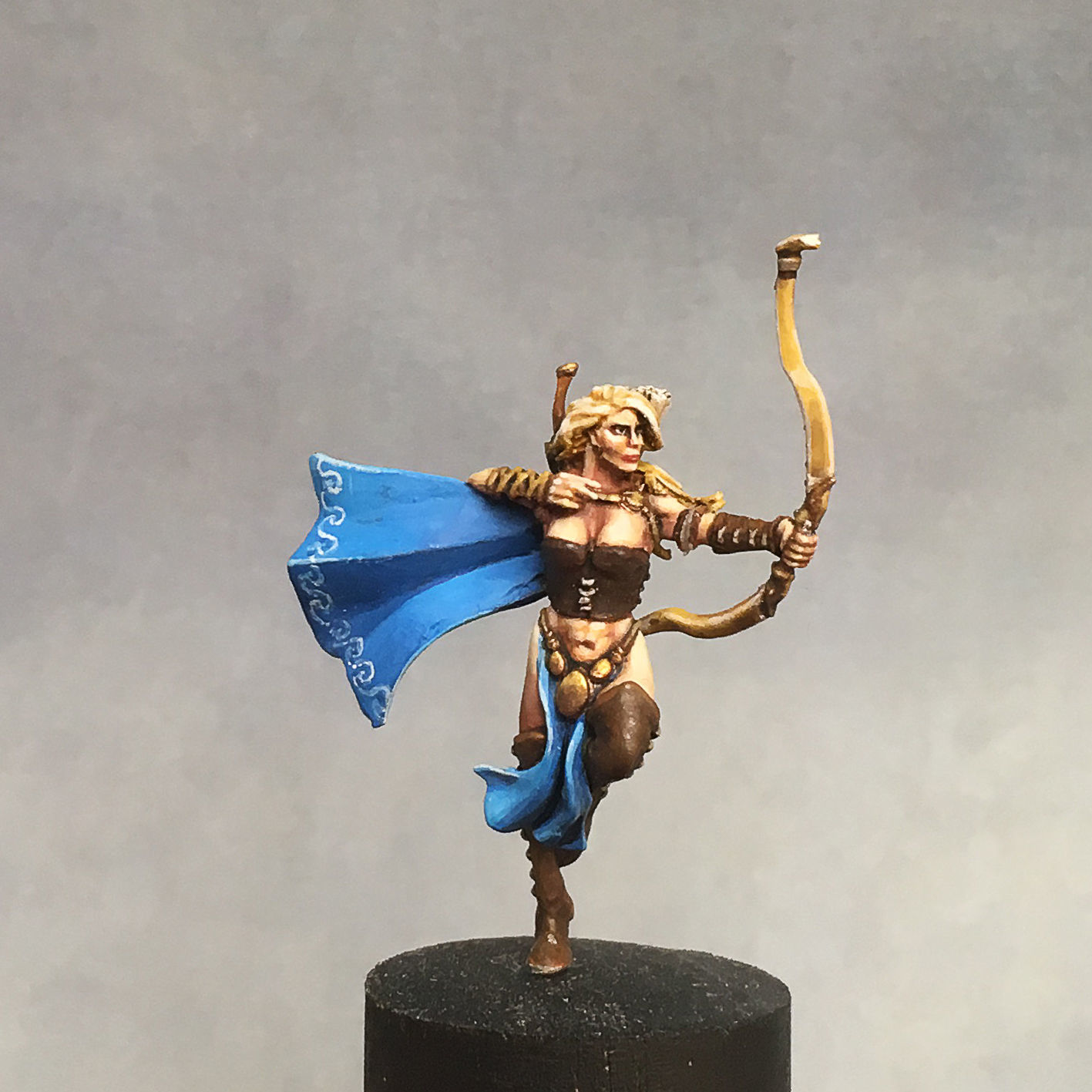 Huntress 3D print model - 35 mm scale 3D model 3D printable | CGTrader