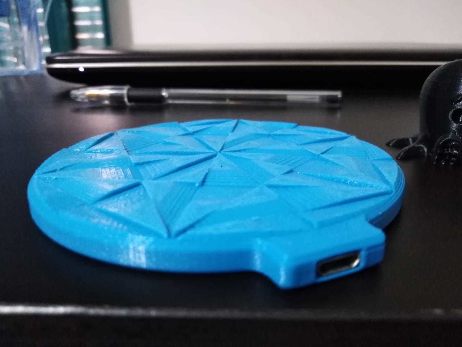 QI WIRELESS CHARGER STYLE 1 3D model 3D printable | CGTrader
