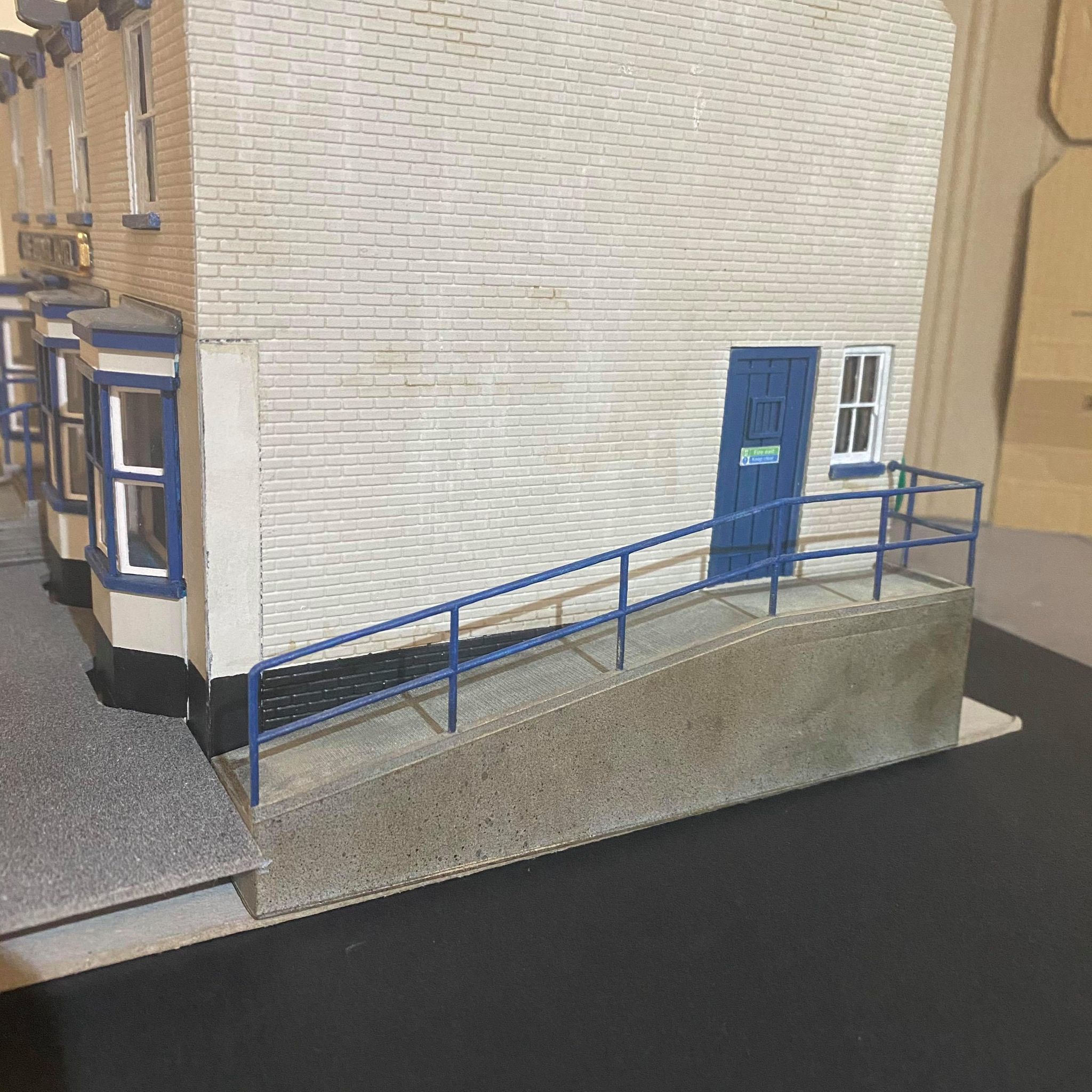 ACCESS RAMP WITH HANDRAIL 7MM SCALE O GAUGE MODEL BUILDING 3D model 3D ...