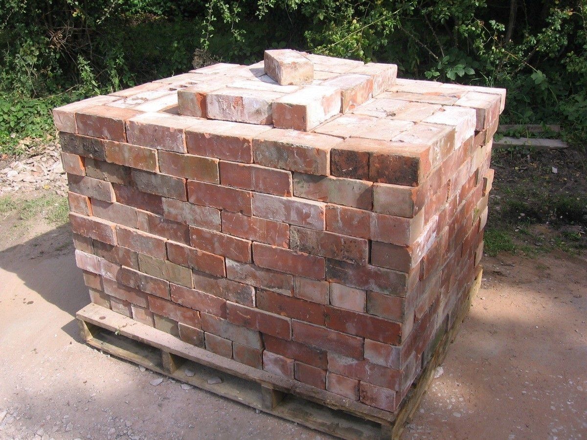 Model Railway Railroad Brick Pallet Stack 3D model 3D printable | CGTrader