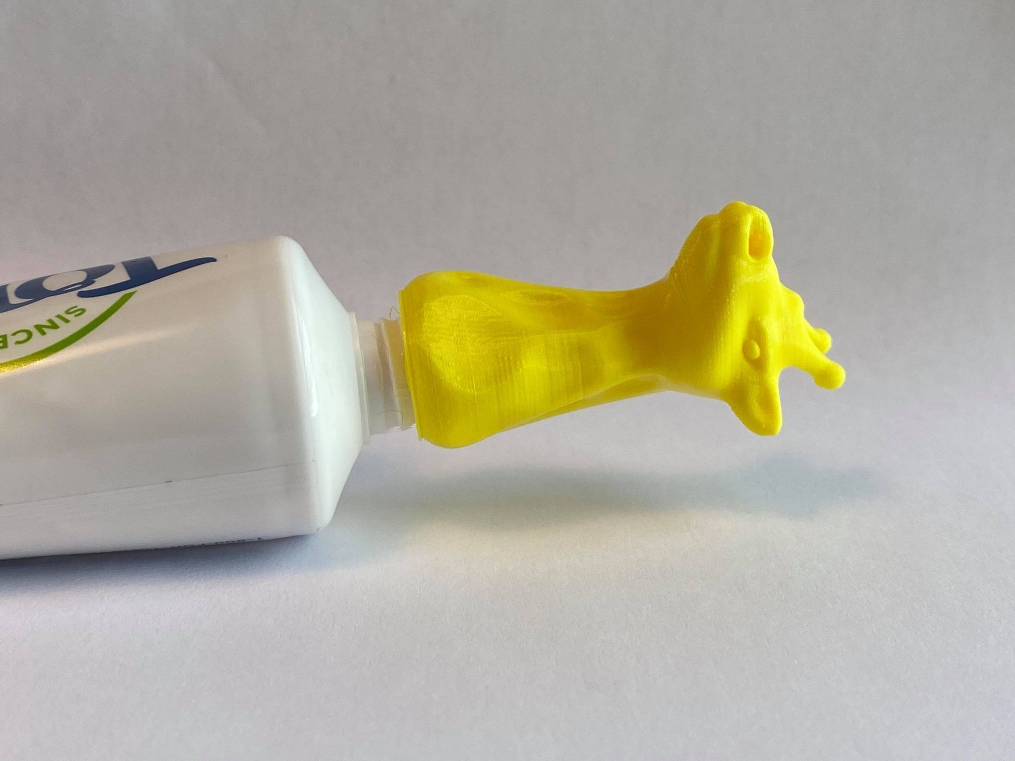 GIRAFFE TOOTHPASTE CAP 3D model 3D printable | CGTrader