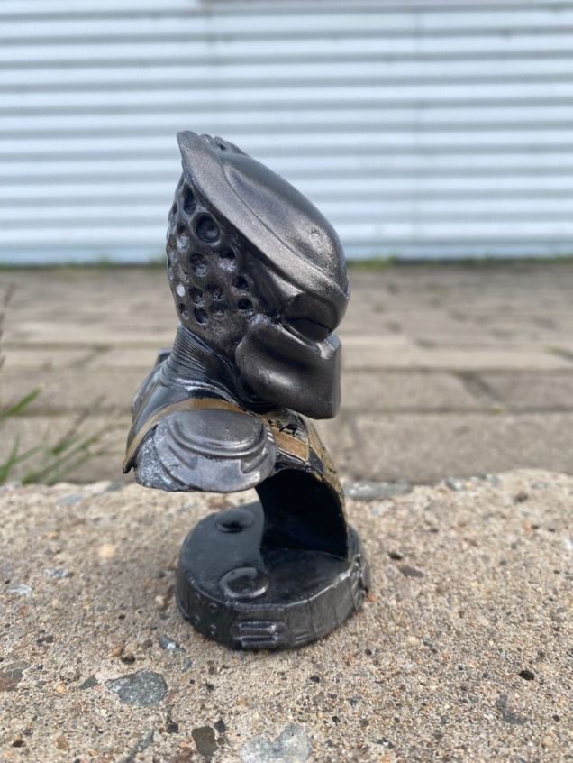 Predator bust with mask 3D model 3D printable | CGTrader