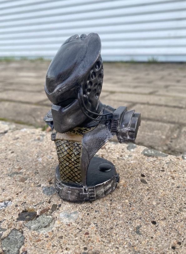 Predator bust with mask 3D model 3D printable | CGTrader