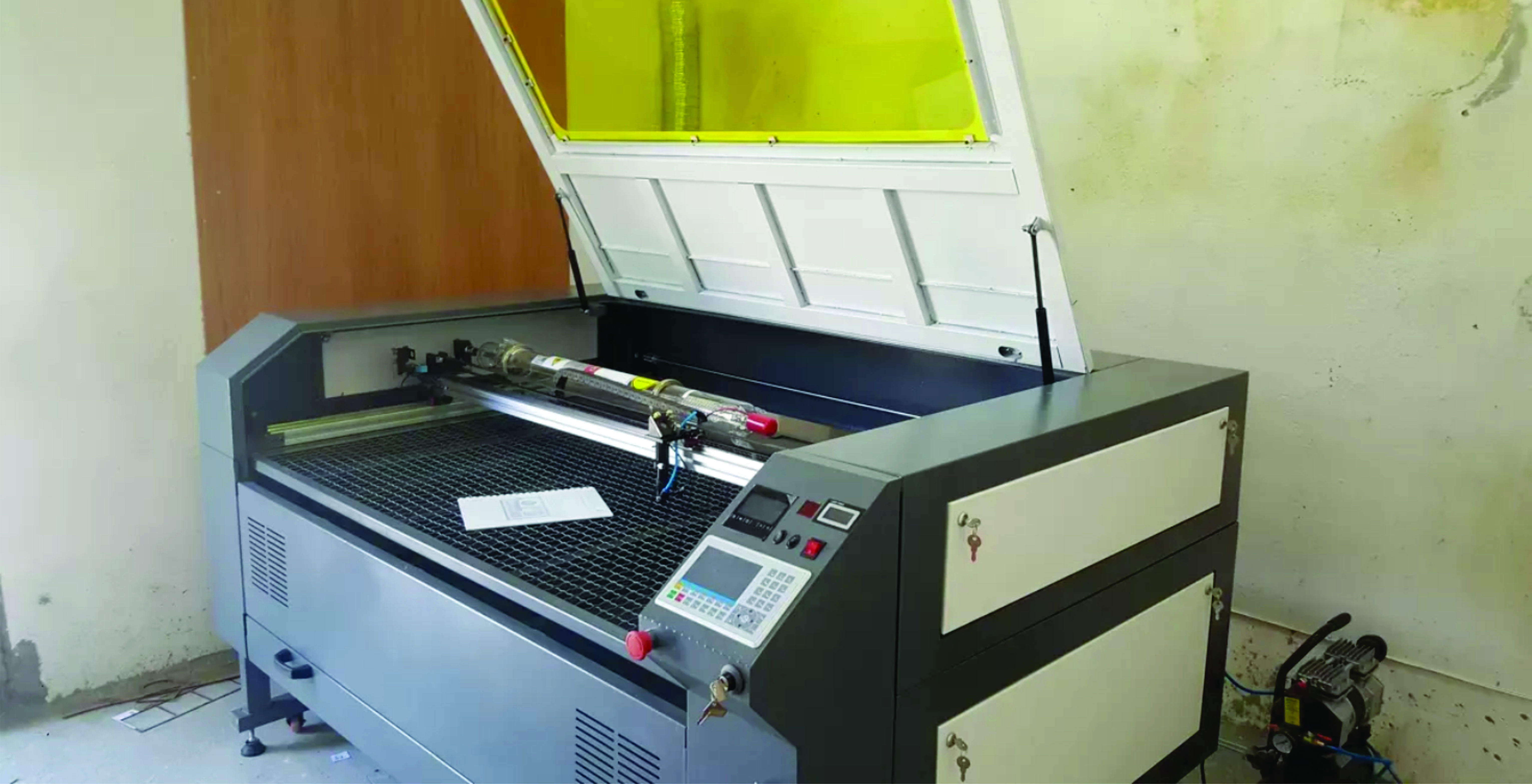 Laser machine CO2 3D model | CGTrader