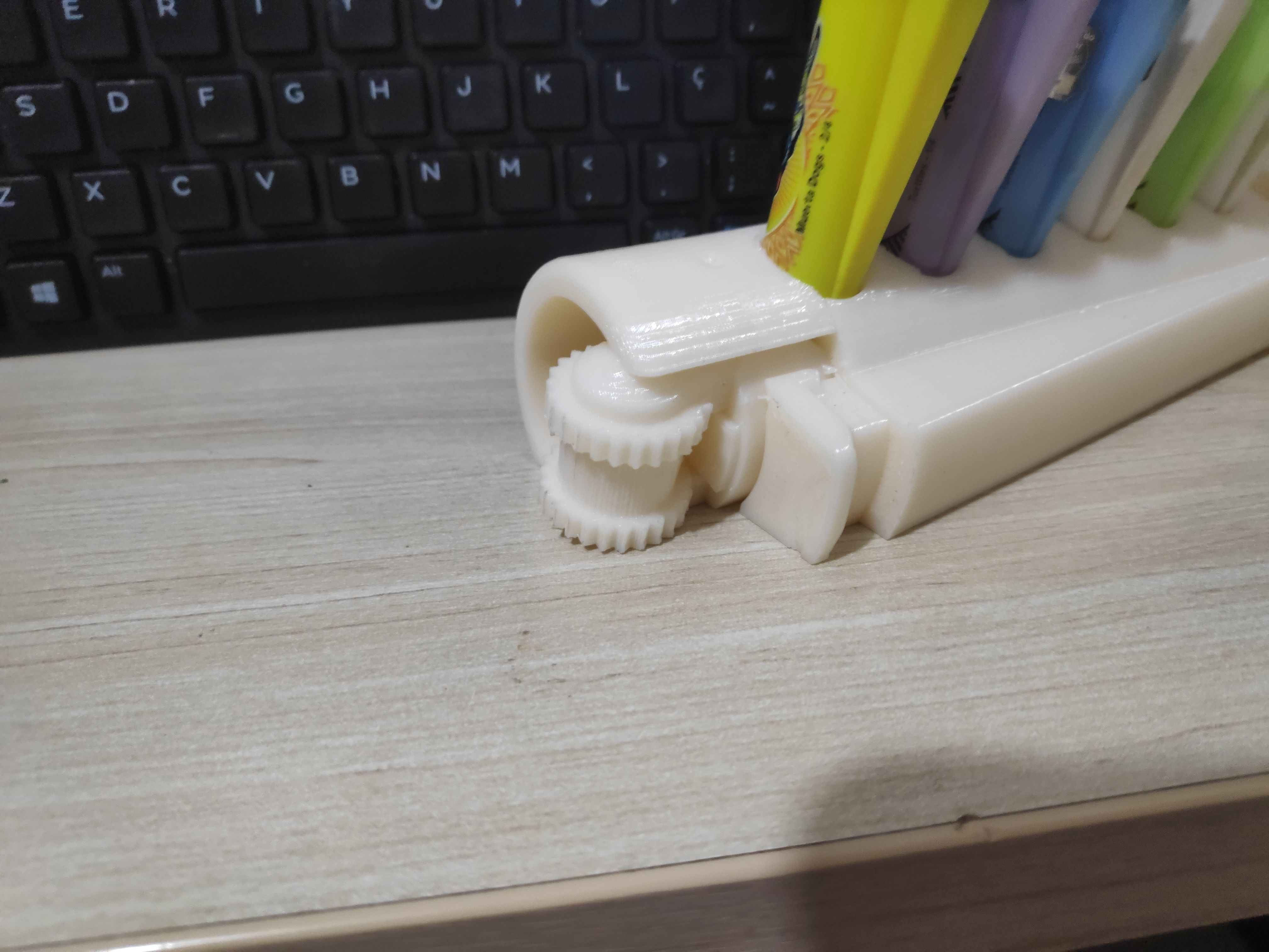 Clipper Stand - Collection - Yoda Stamp 3D model 3D printable | CGTrader