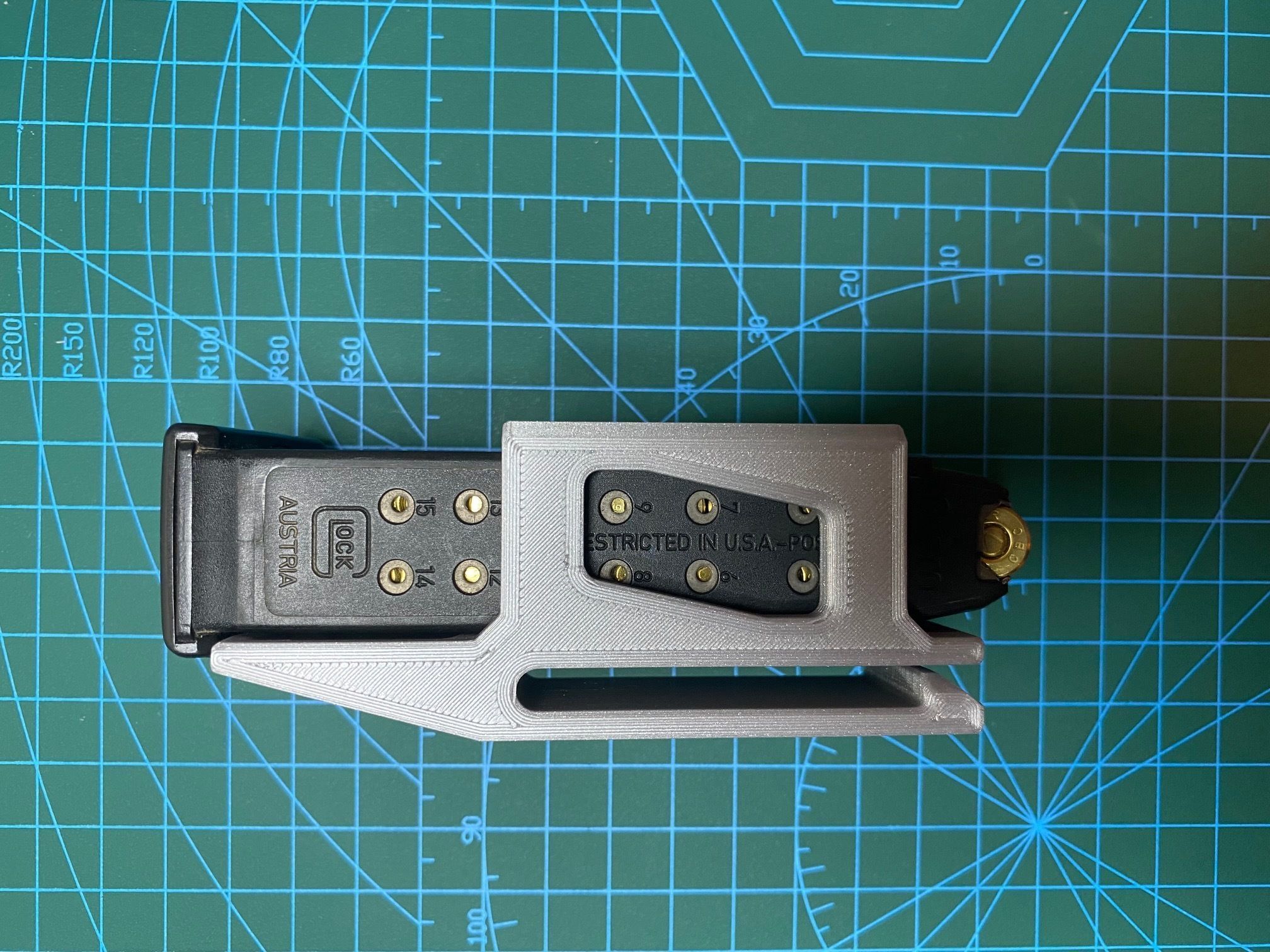 Glock Double Stack 9mm Magazine Clip Holder by ZIPRO 3D model 3D ...