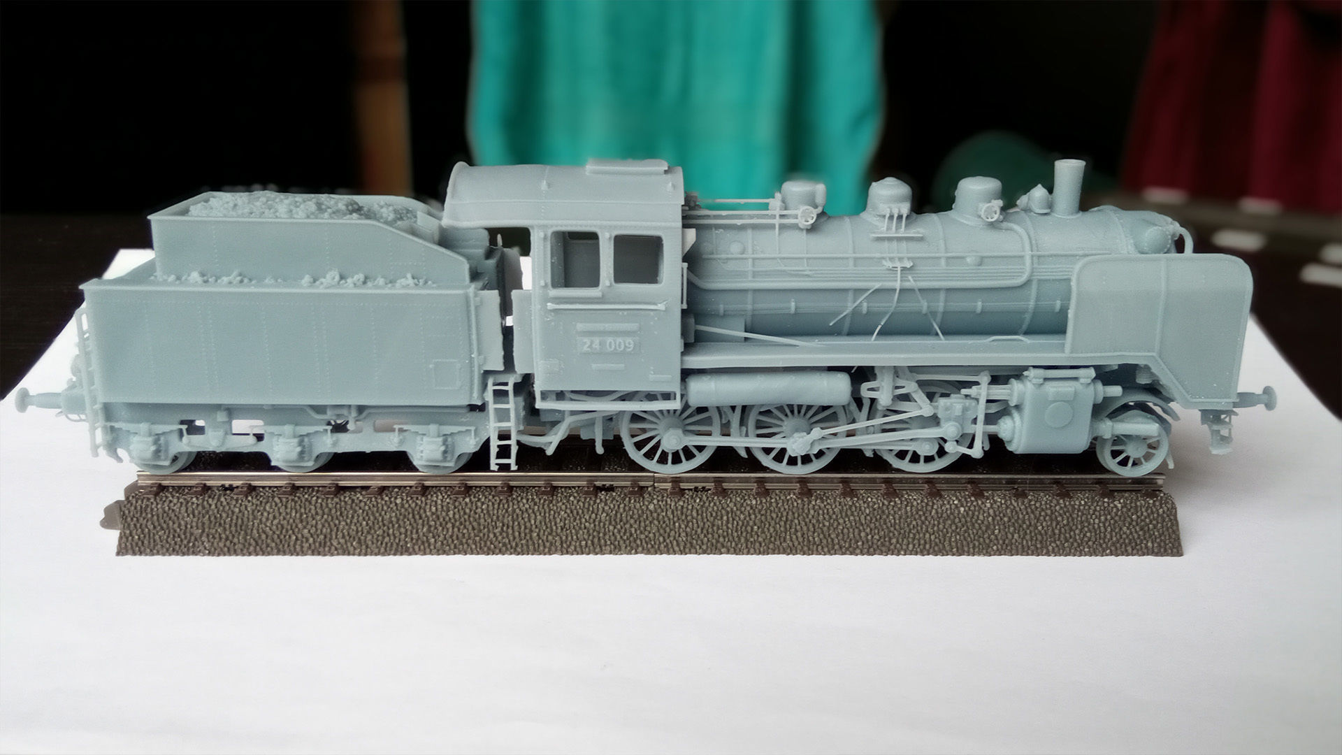 STEAM ENGINE - LOCOMOTIVE - DRG CLASS 24 - DR-BAUREIHE 24 3D model 3D ...