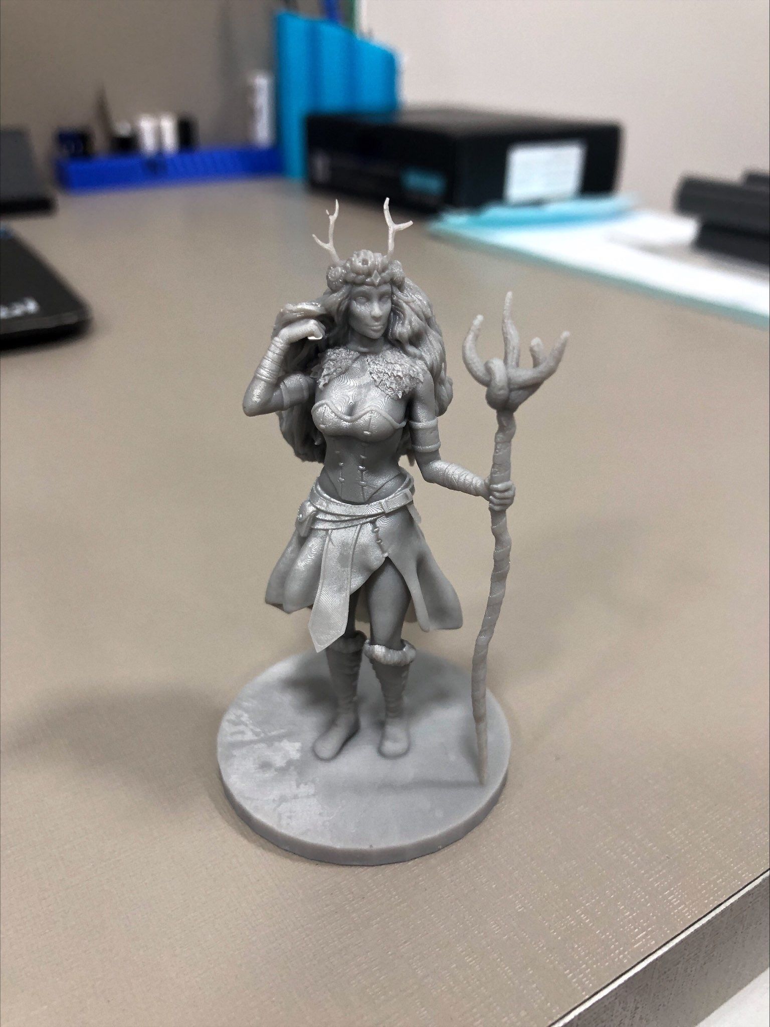 Female Druid Miniature DnD Standart 3D model 3D printable | CGTrader