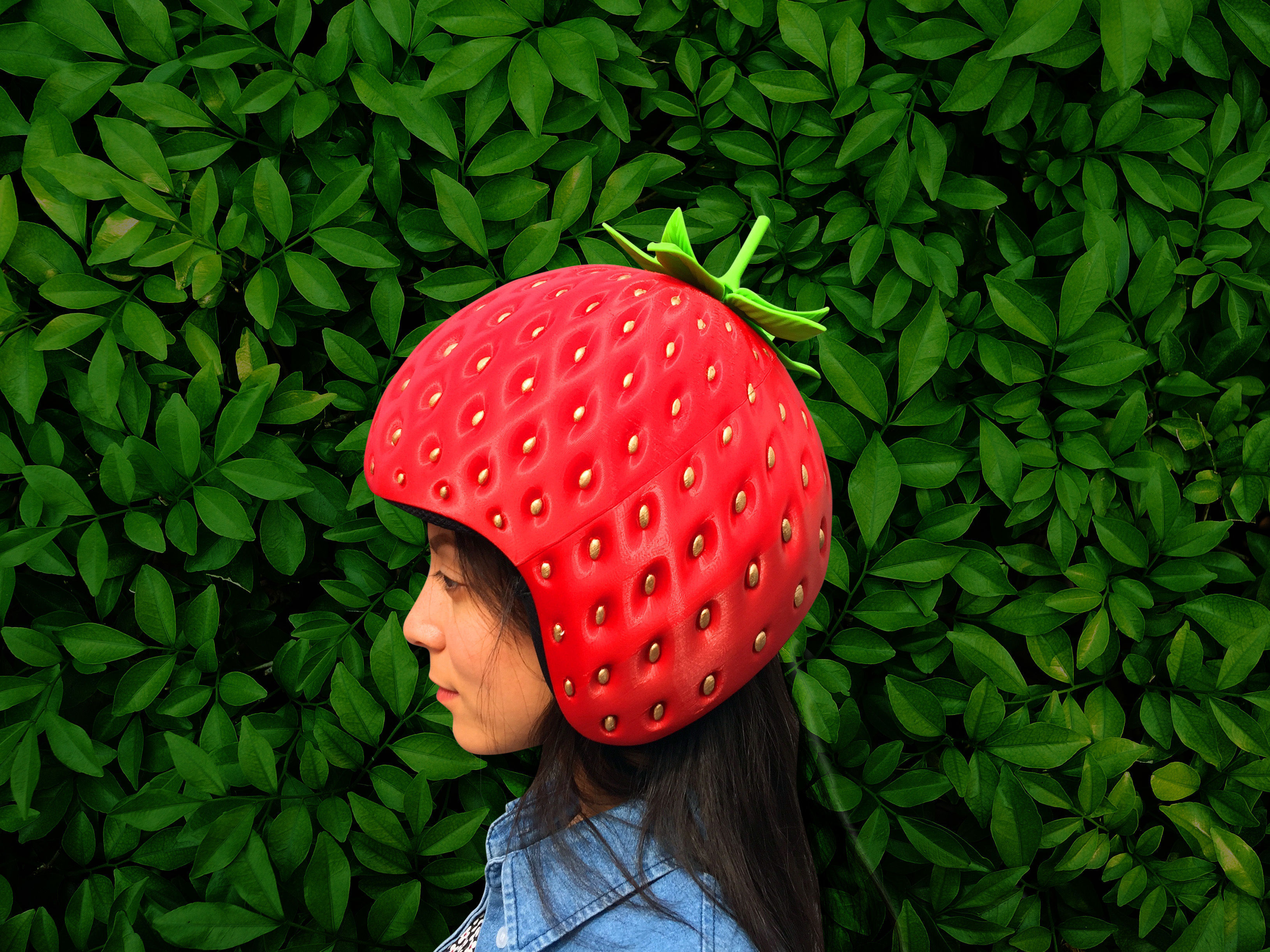 Strawberry Helmet 3D model | CGTrader