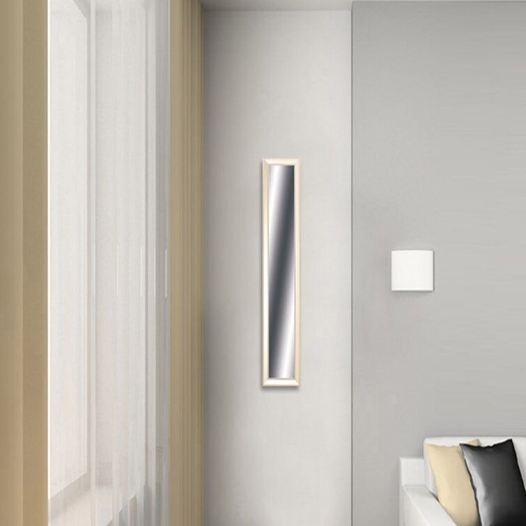 Elegant Traditional Full Length Mirror free 3D model | CGTrader