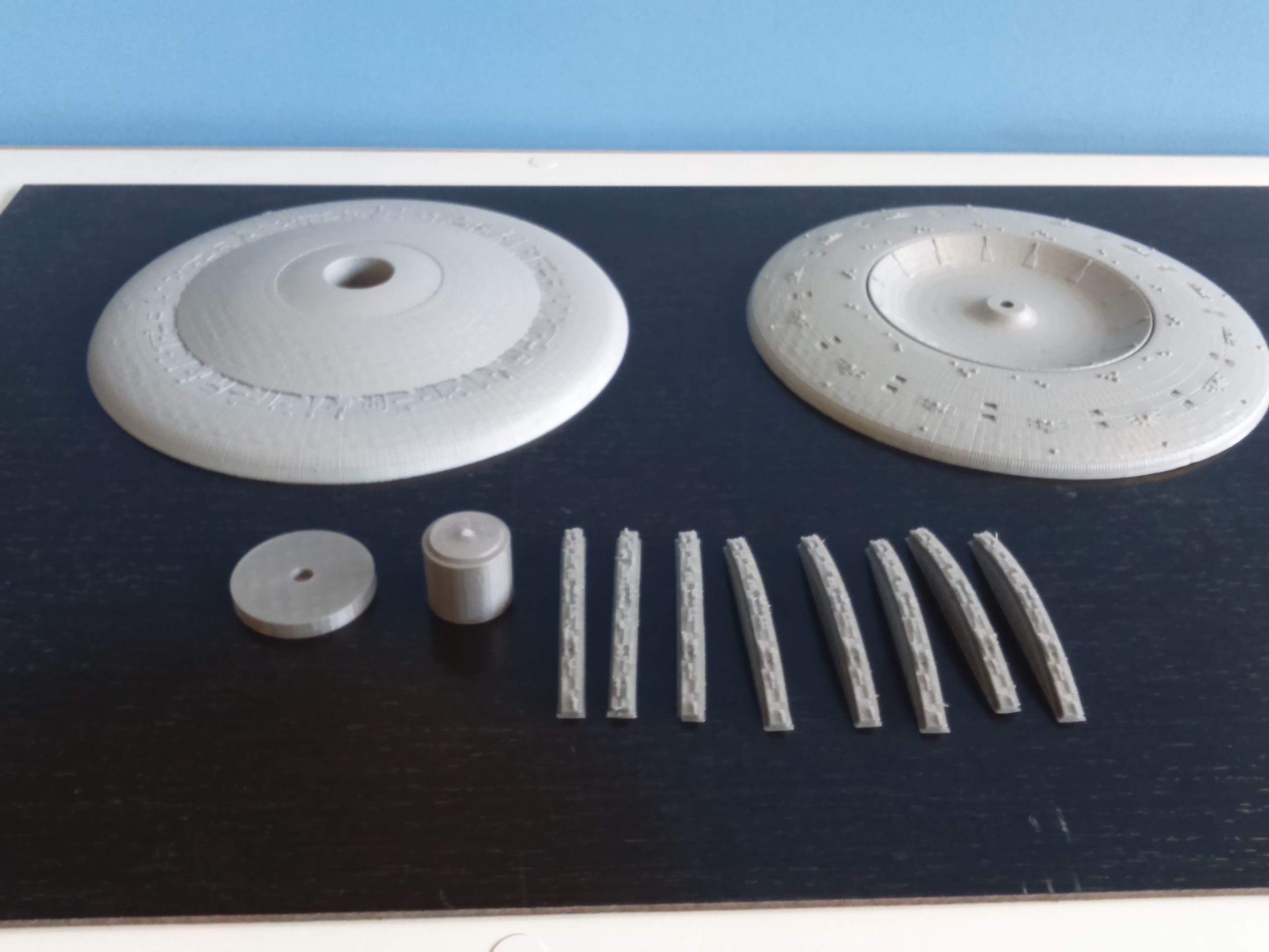 V visitors Mothership 3D model 3D printable | CGTrader