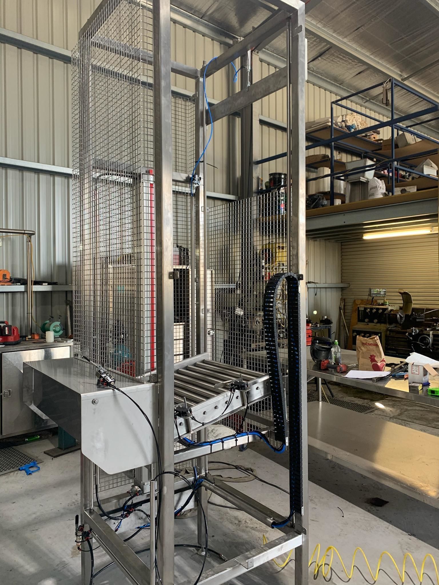 Box Lifter free 3D model animated | CGTrader