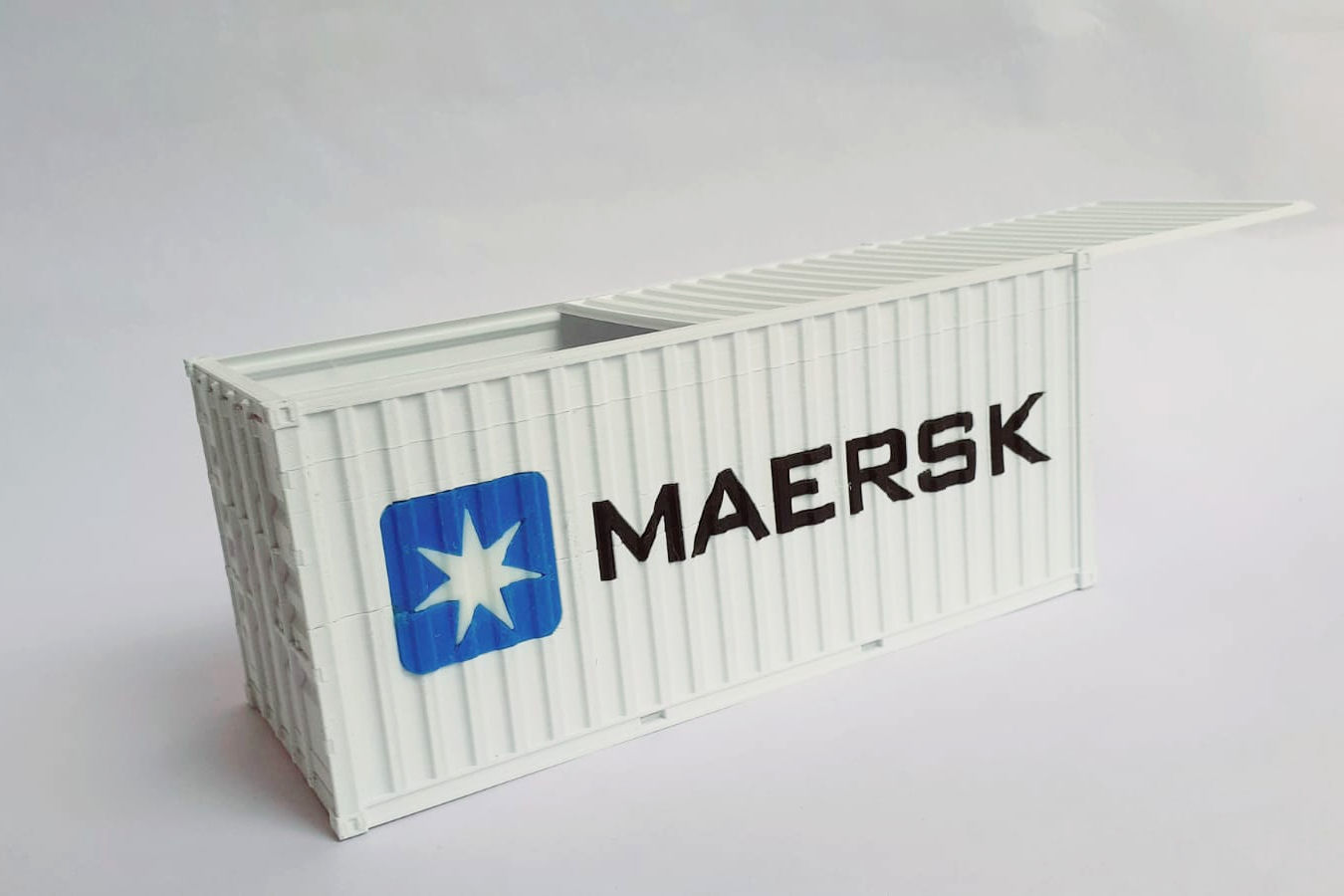 SHIPPING CONTAINER TYPE STORAGE BOX 3D model 3D printable | CGTrader