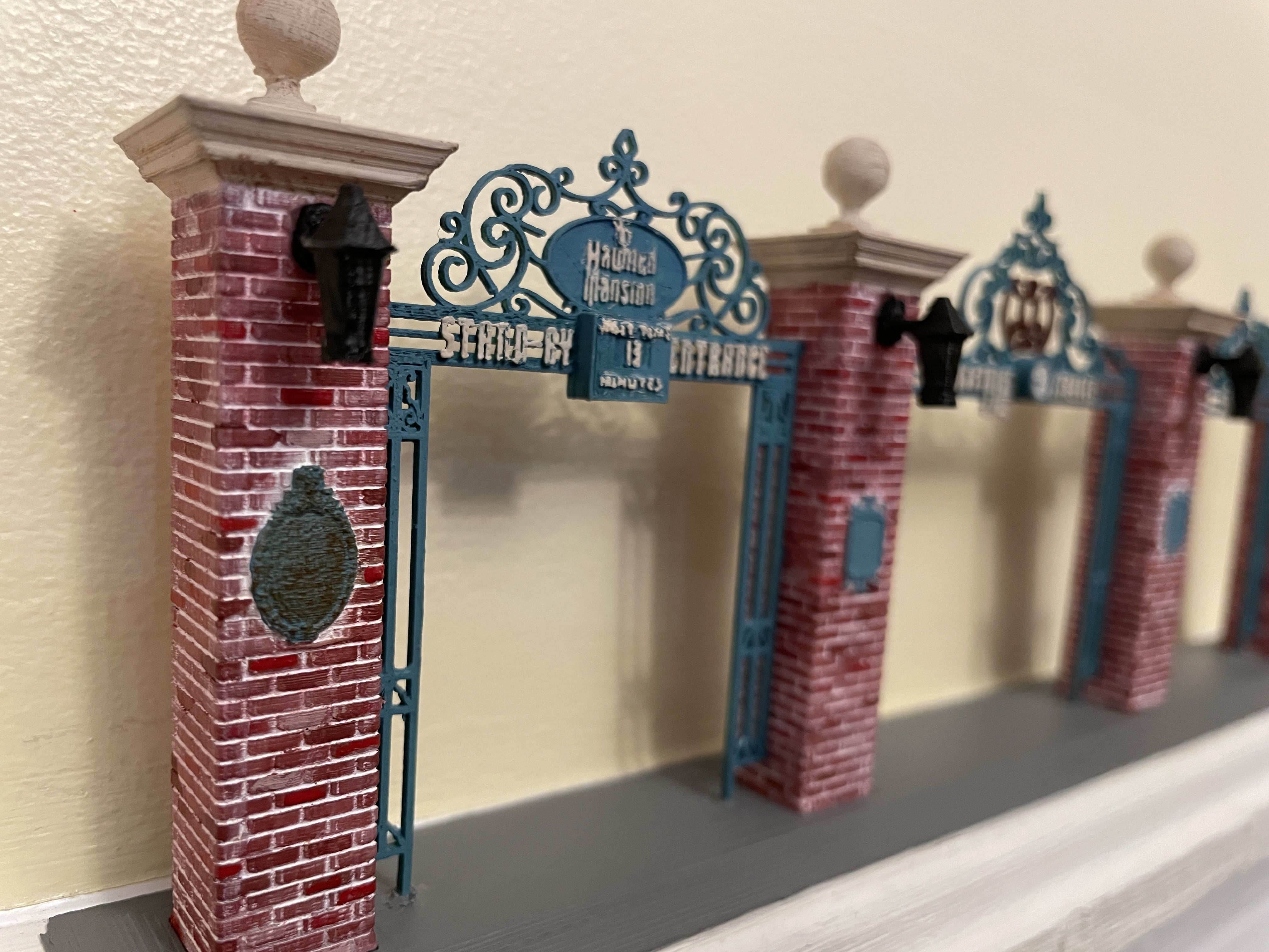 Spooky Haunted Mansion Gate 3D model 3D printable | CGTrader