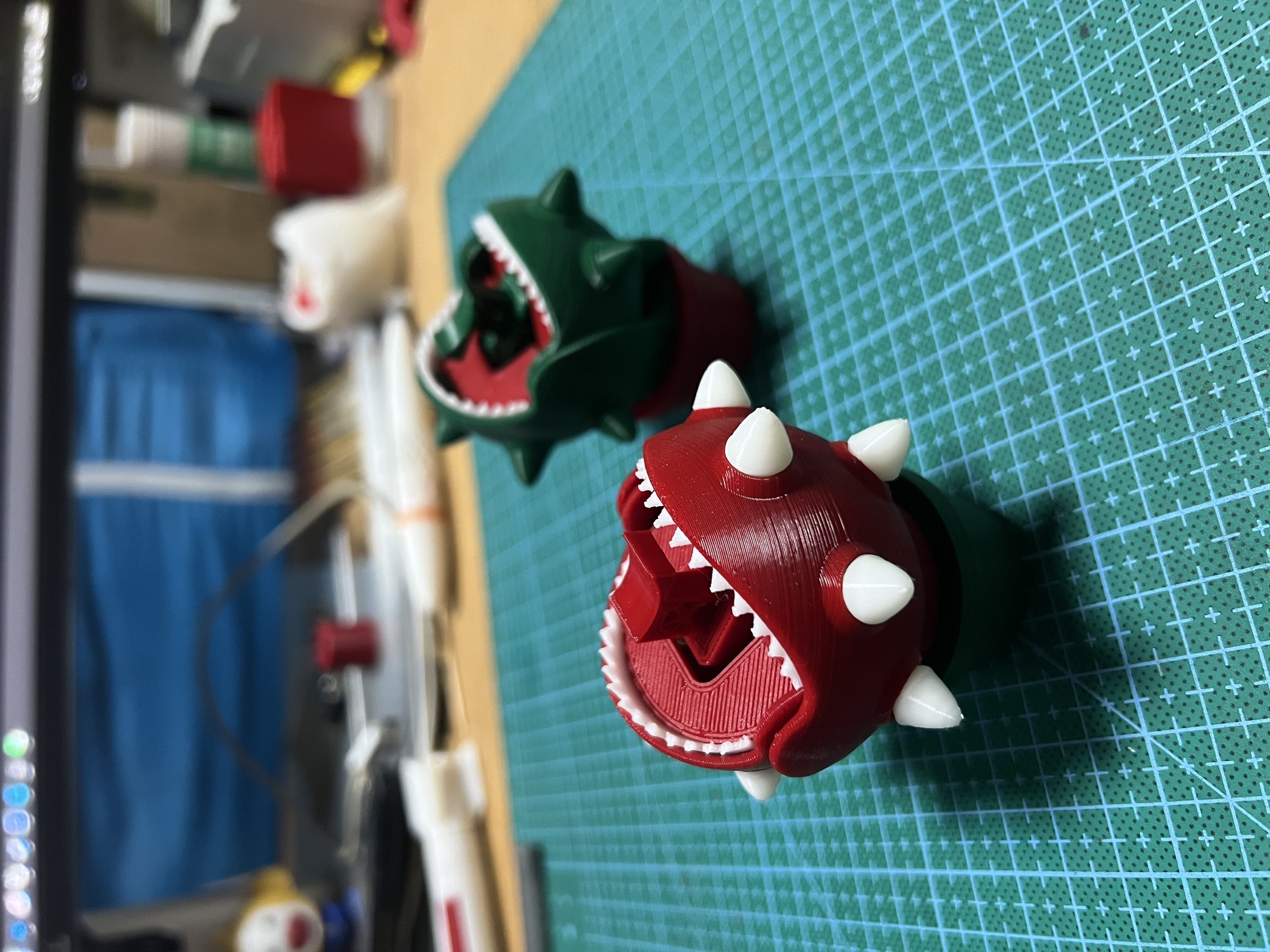 Chomper Flower Pen Holder 3D model 3D printable | CGTrader