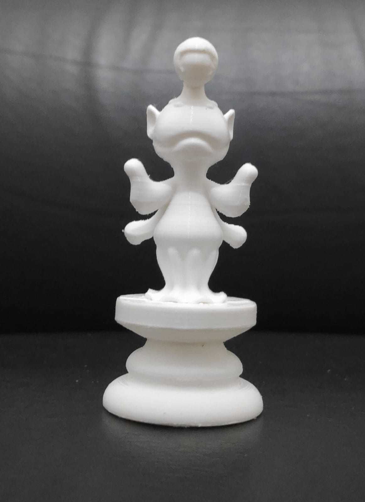 Space Chess - Alien Queen 3D model 3D printable | CGTrader