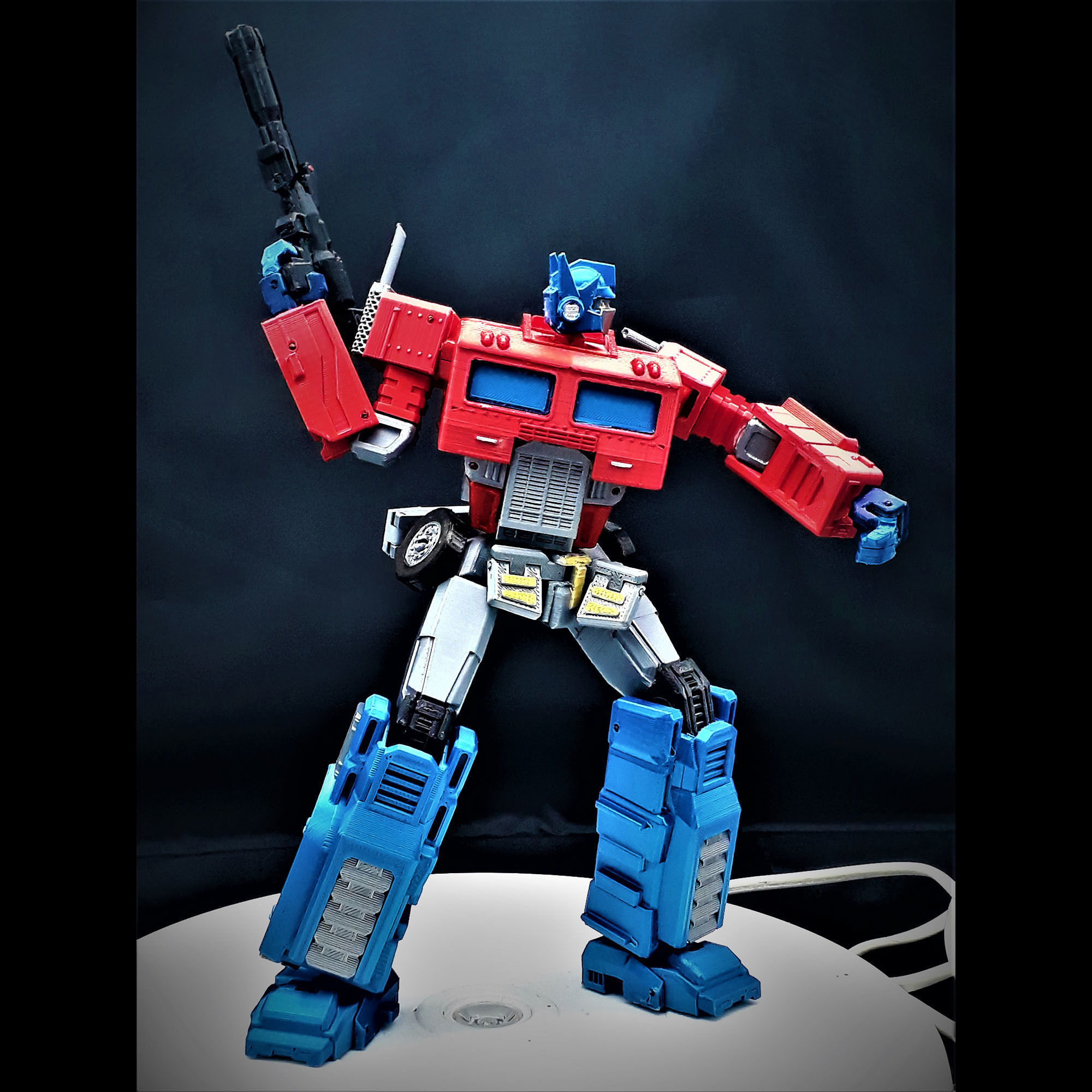OPTIMUS PRIME ORENSTEIN MEMORY WITH TRAILER 3D model 3D printable ...