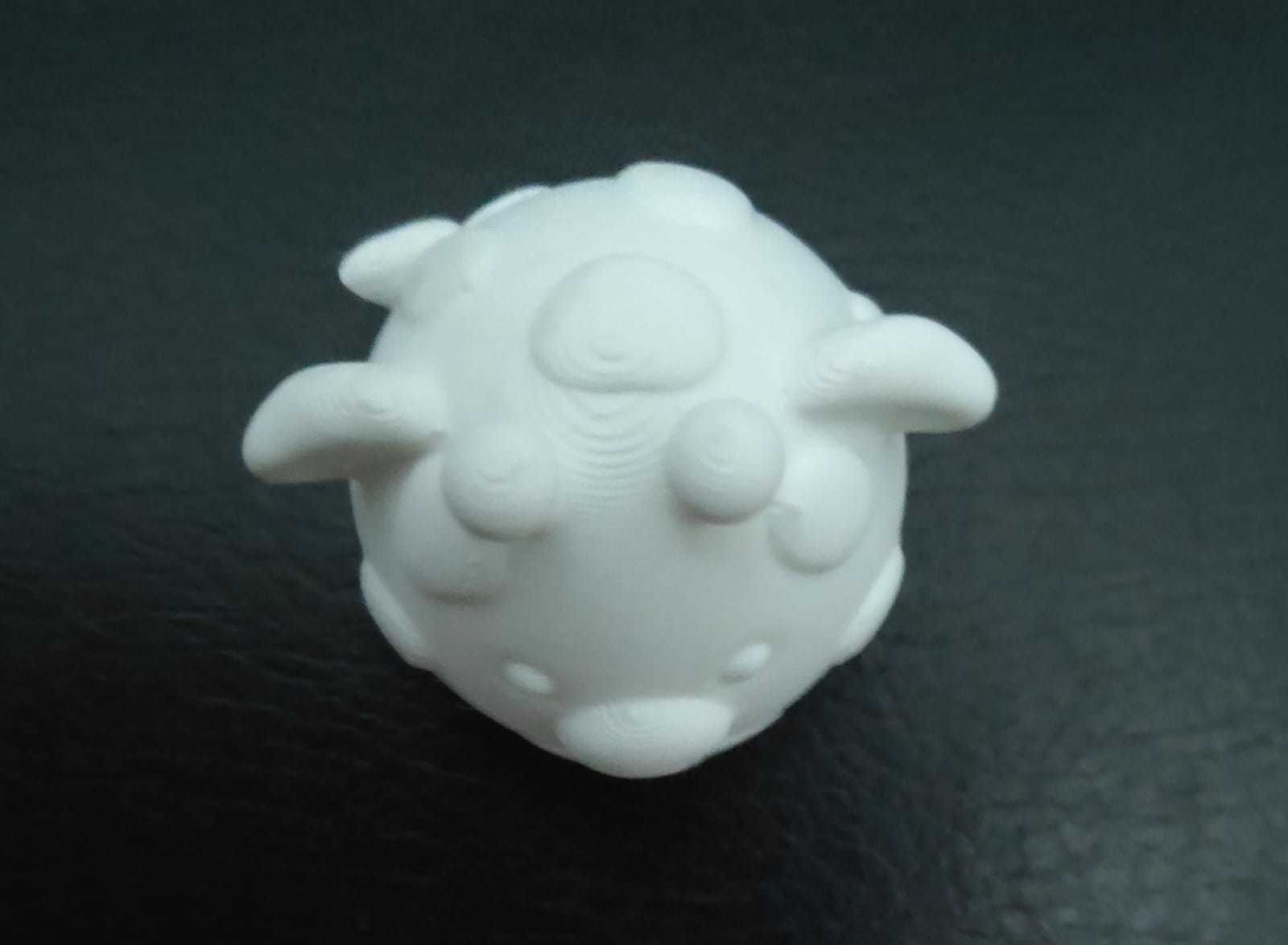 Round Giraffe 3D model 3D printable | CGTrader