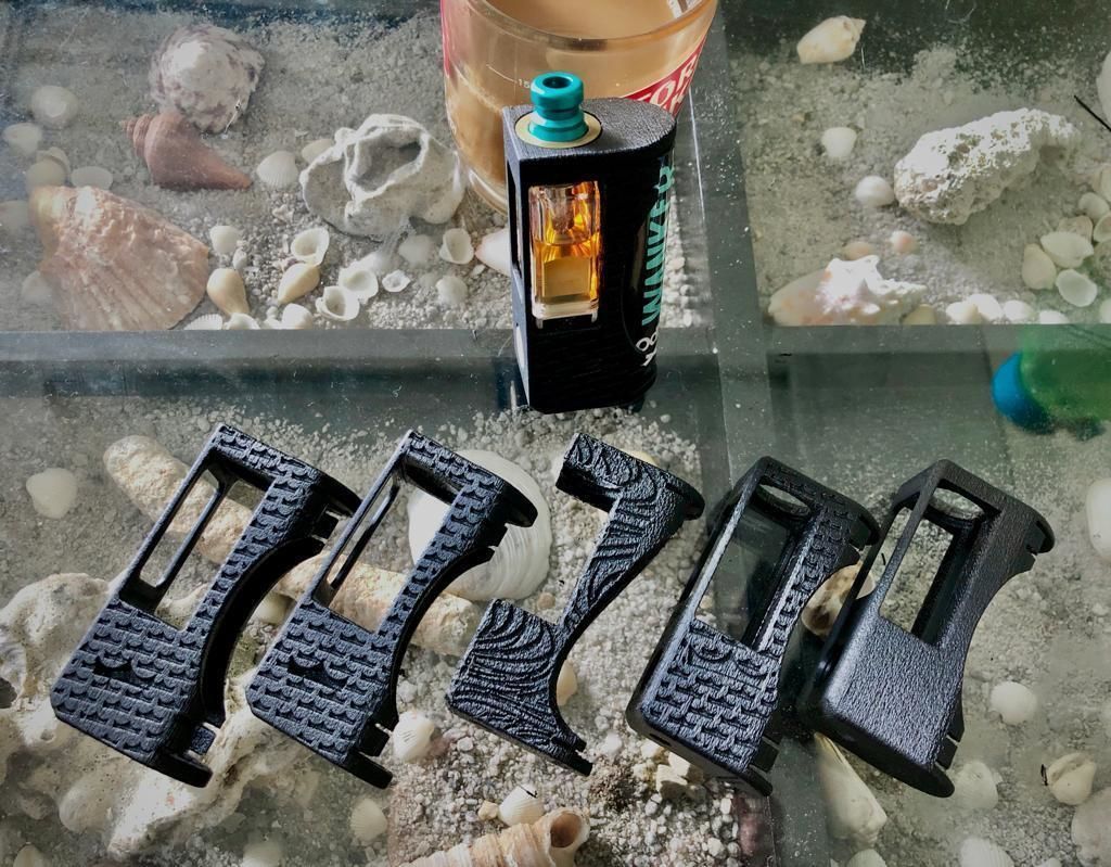 Boro Mechanical Mod Spades Texture with Single 18650 battery 3D model ...