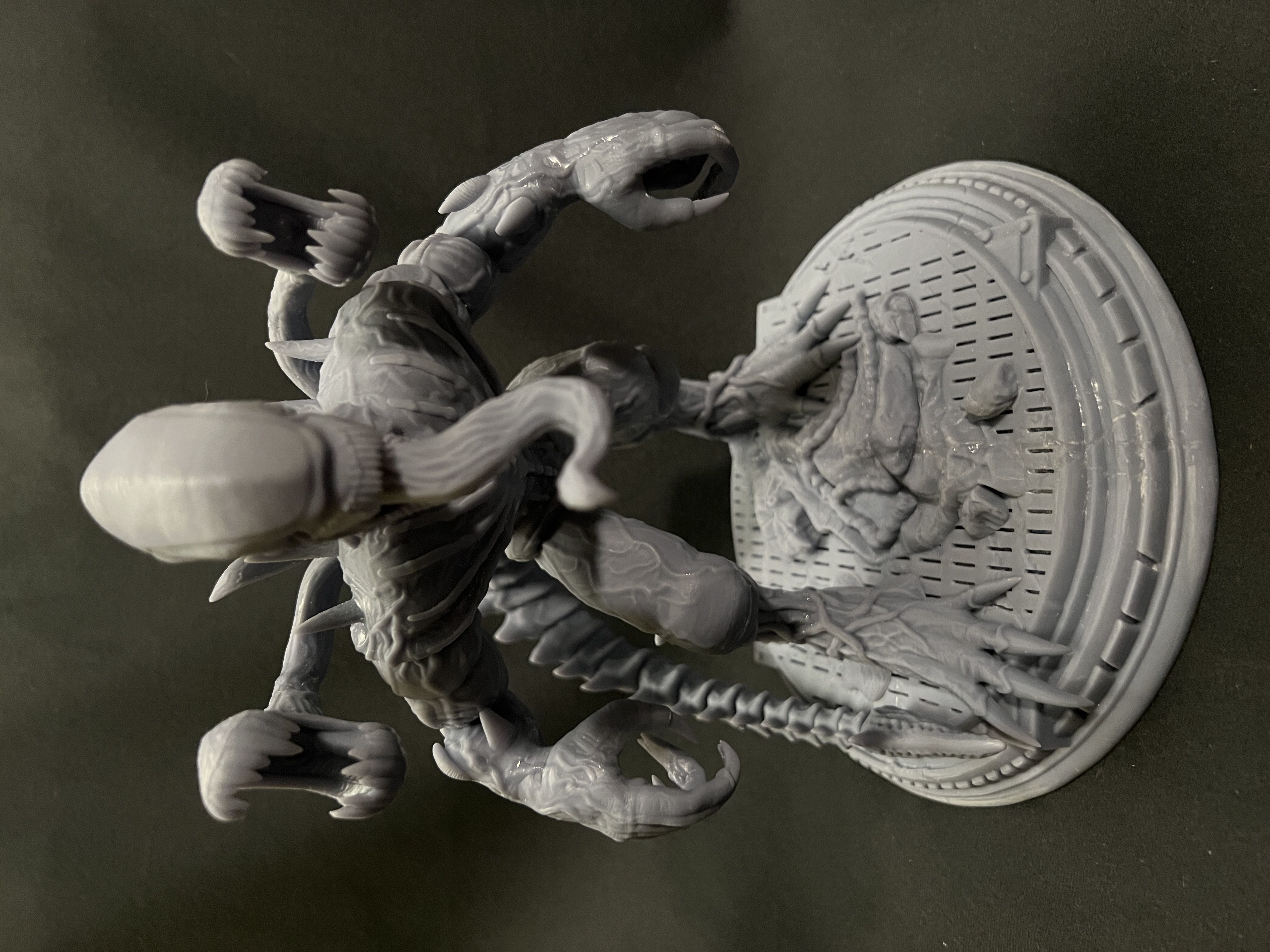 VENOMORPH alien statue free 3D model 3D printable | CGTrader