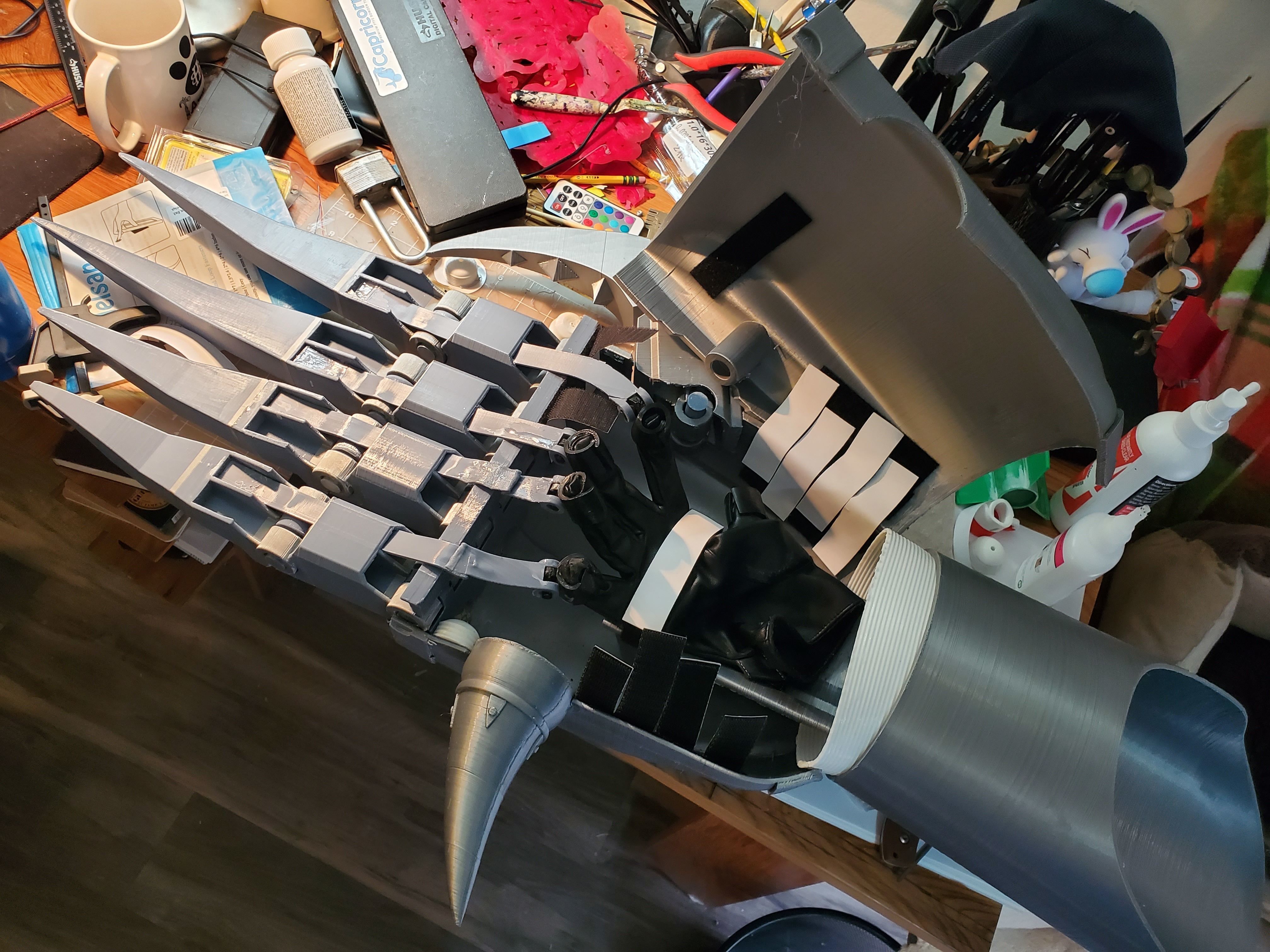 Horus Talon Gauntlet 3D model 3D printable | CGTrader