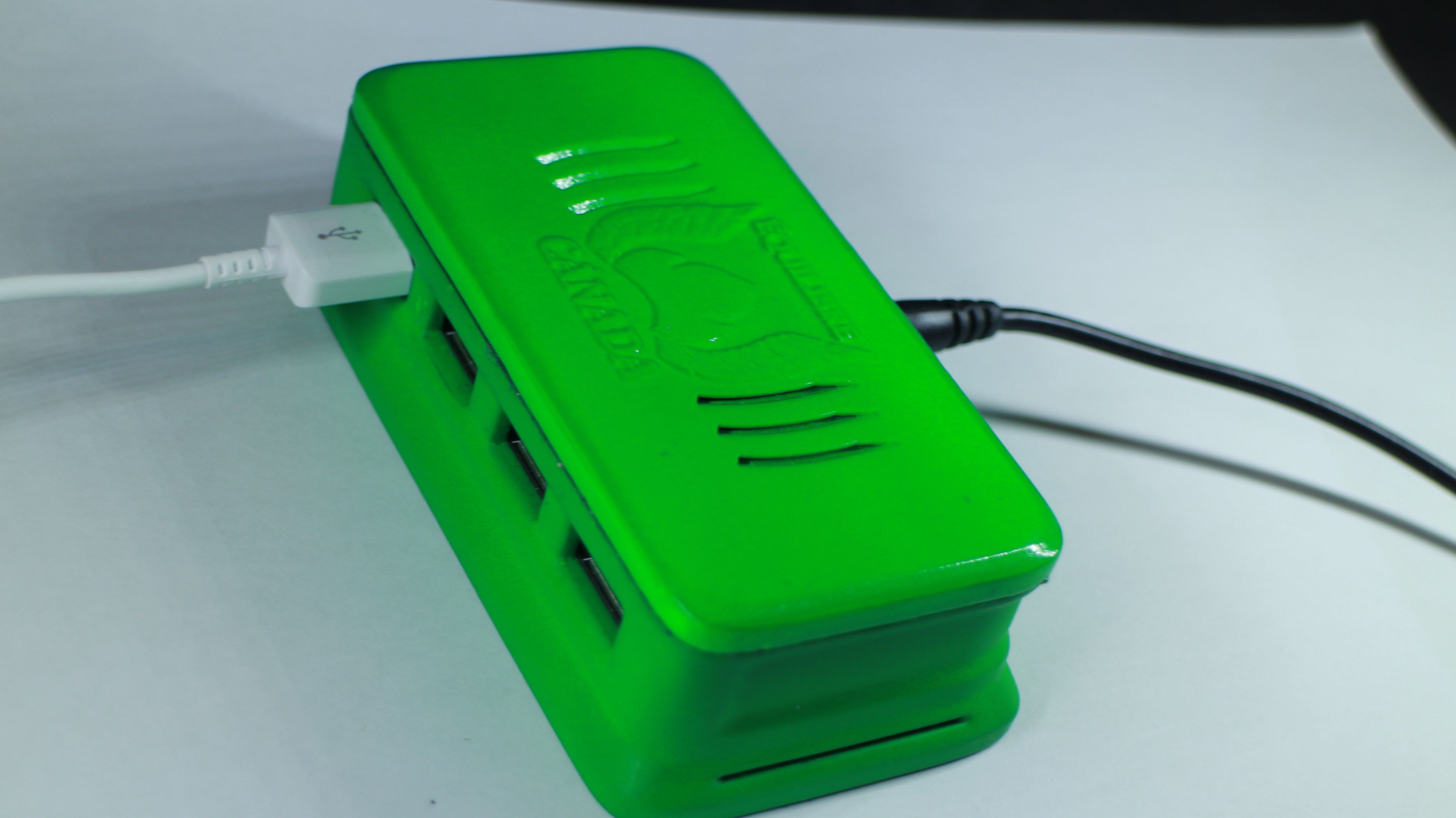 USB QC3 QC2 Fast Charger casing 3D model 3D printable | CGTrader