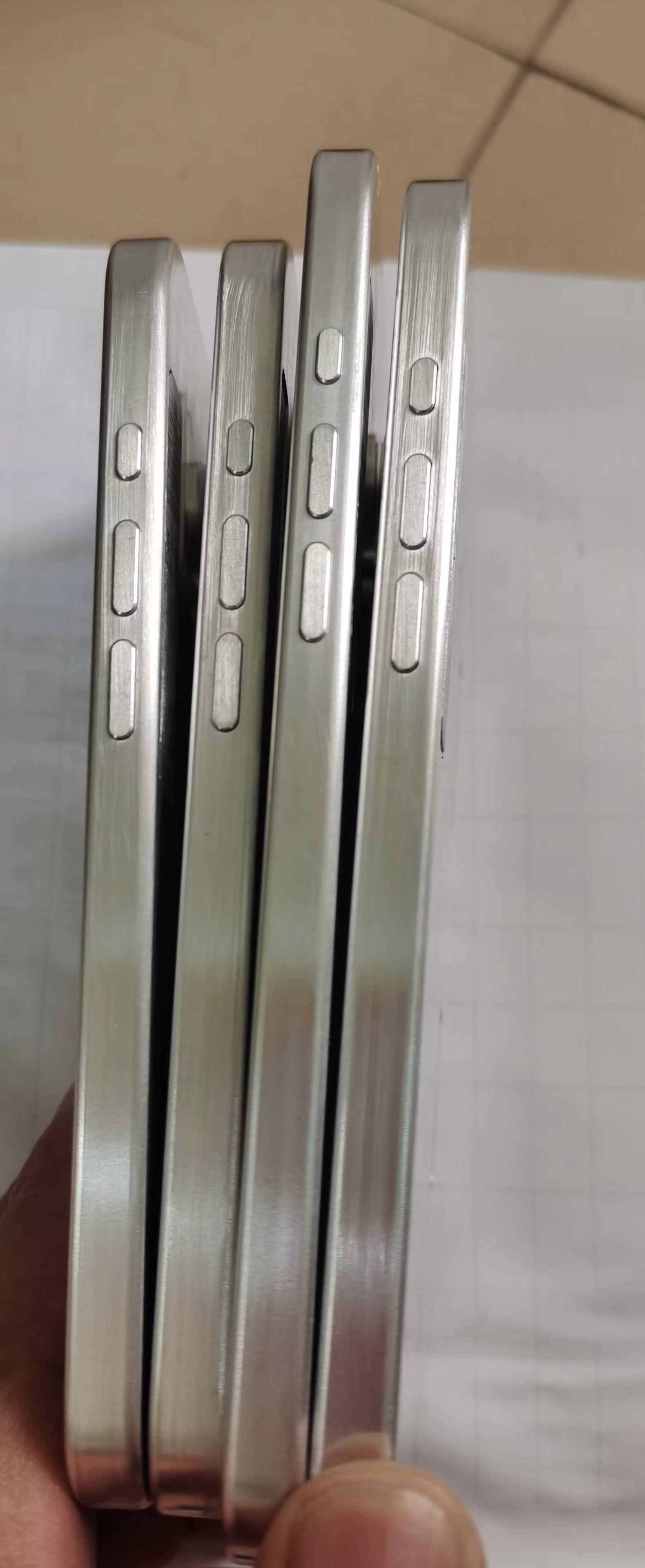 iPhone 16 Pro Max based on the leaked photos free 3D model 3D printable ...