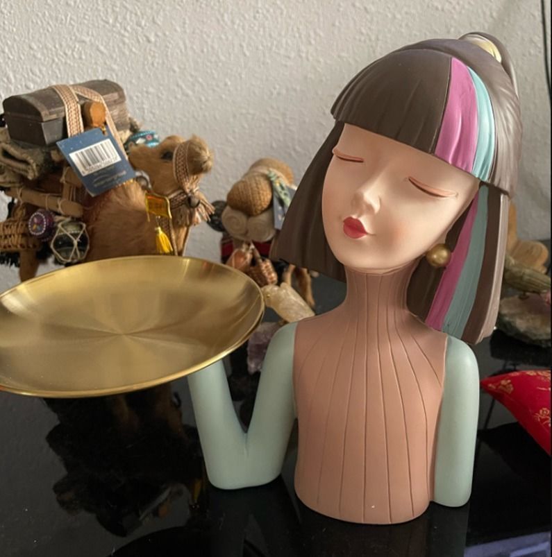 Ladies Decor Tray 3D model 3D printable | CGTrader