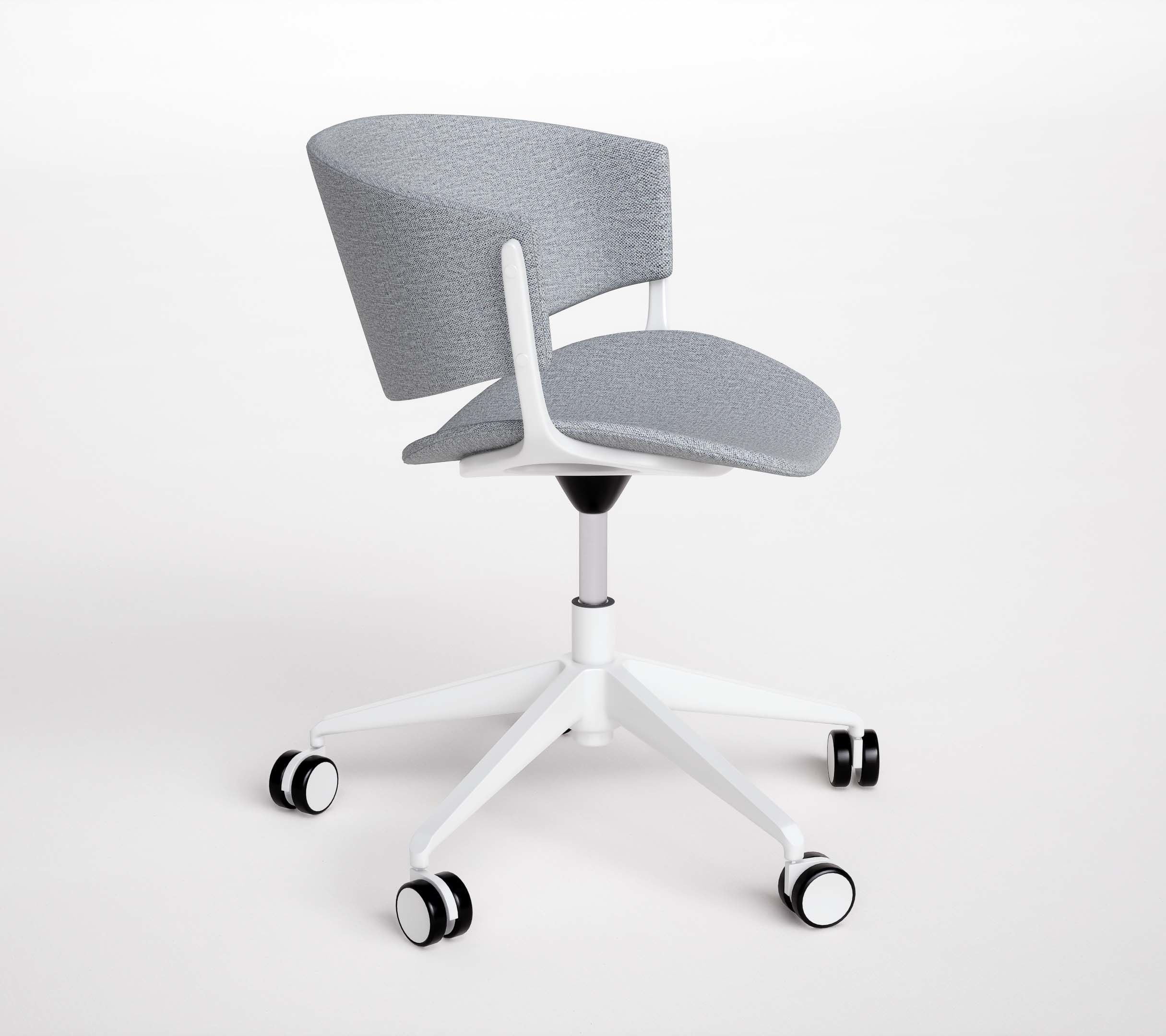 Phoenix Chair 4 3D model | CGTrader