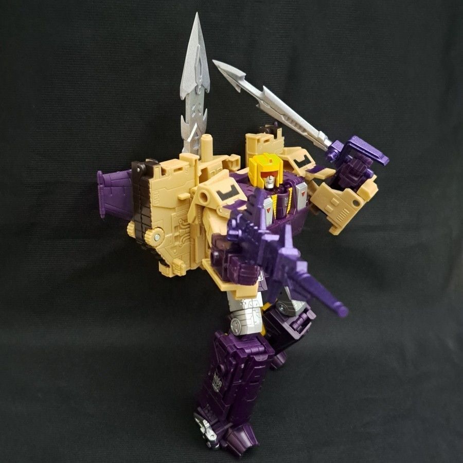 Transformers Legacy Leader Blitzwing add on weapon 3D model 3D ...