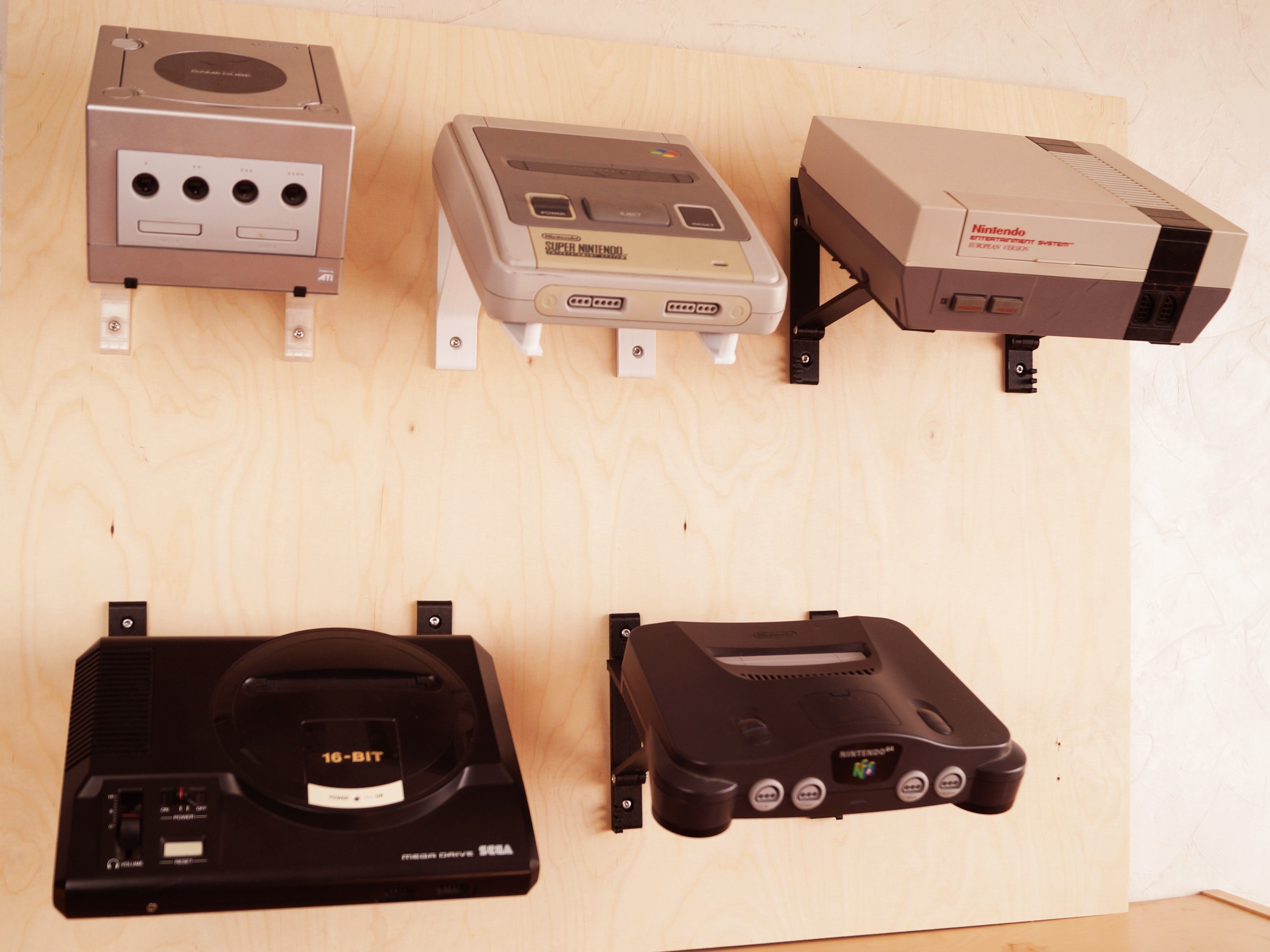 Wall Mount Nintendo NES Adjustable Angle Controller Holder 3D model 3D ...