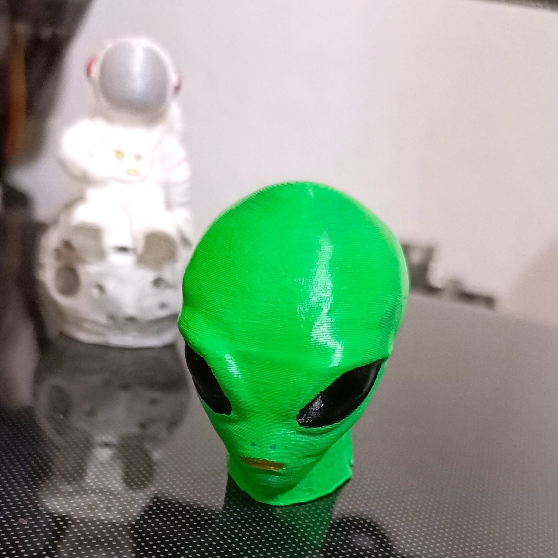 Alien Head Home Office Car Dashboard and Halloween Decoration 3D model ...
