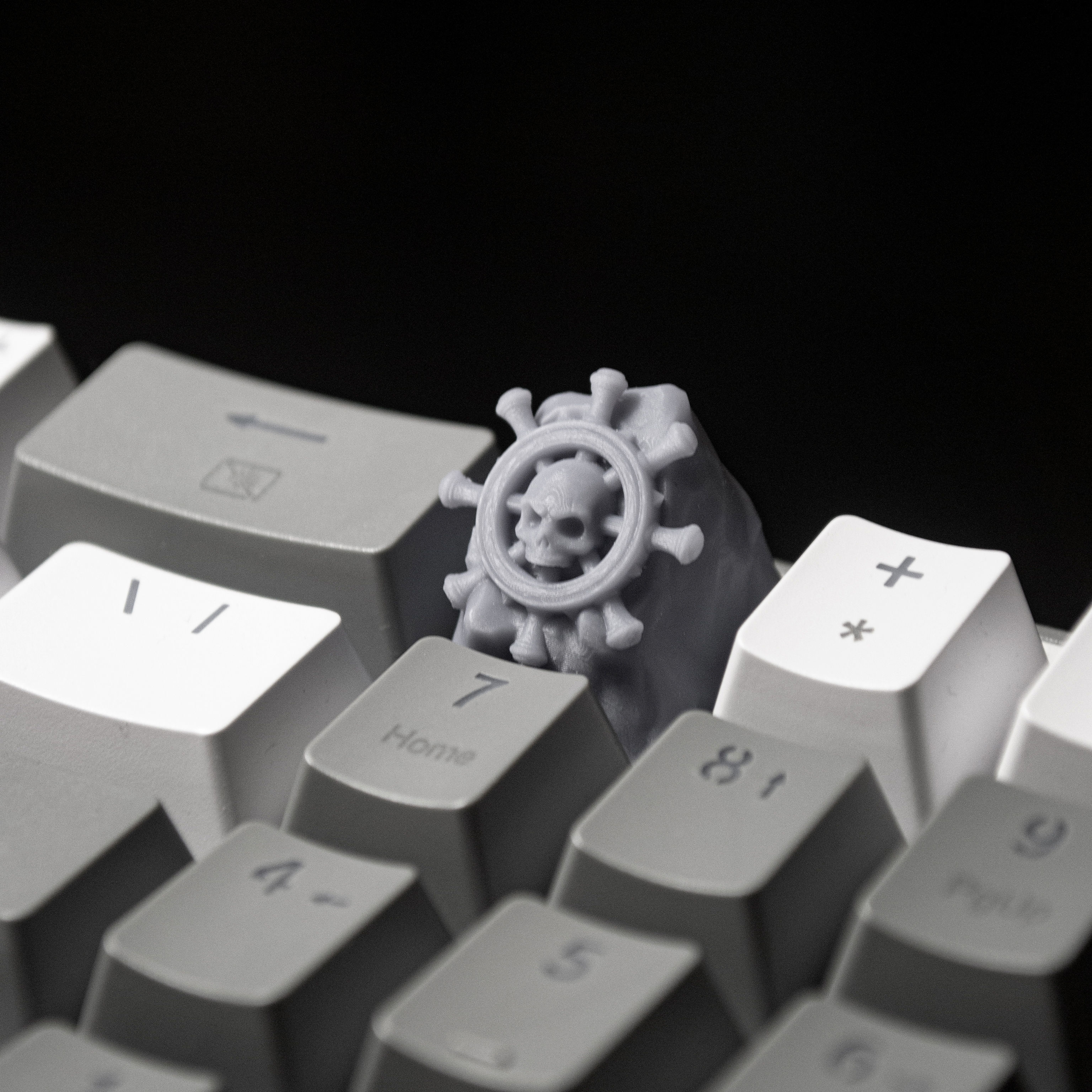 PIRATE HELM - KEYCAP TO PRINT 3D model 3D printable | CGTrader