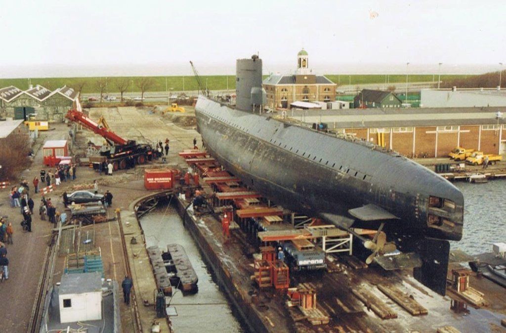 Dolfijn Class 3 Cylinder Submarine for RC use at 1-50 scale 3D model 3D ...