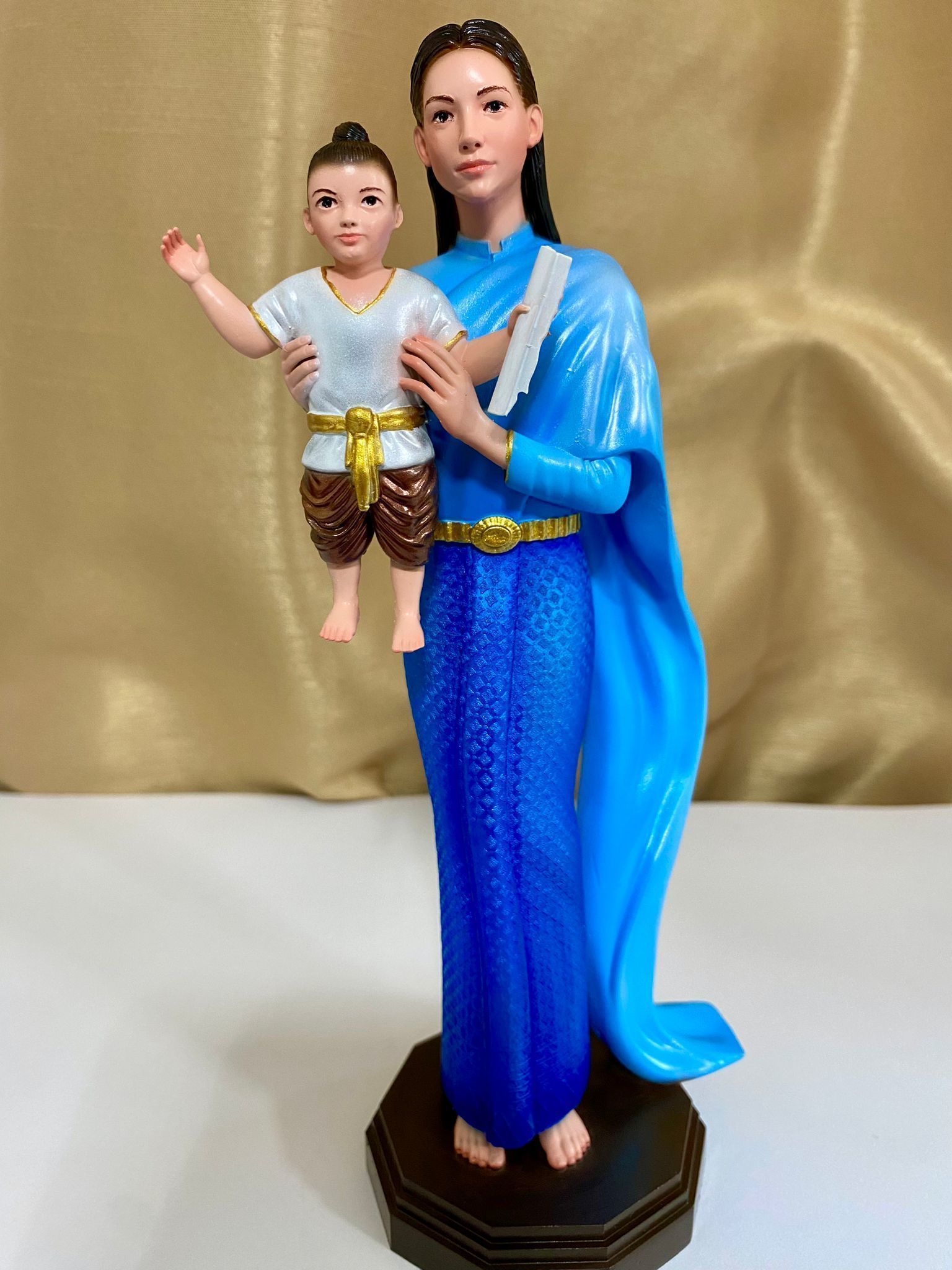 Mery with Baby Jesus 3D model 3D printable | CGTrader