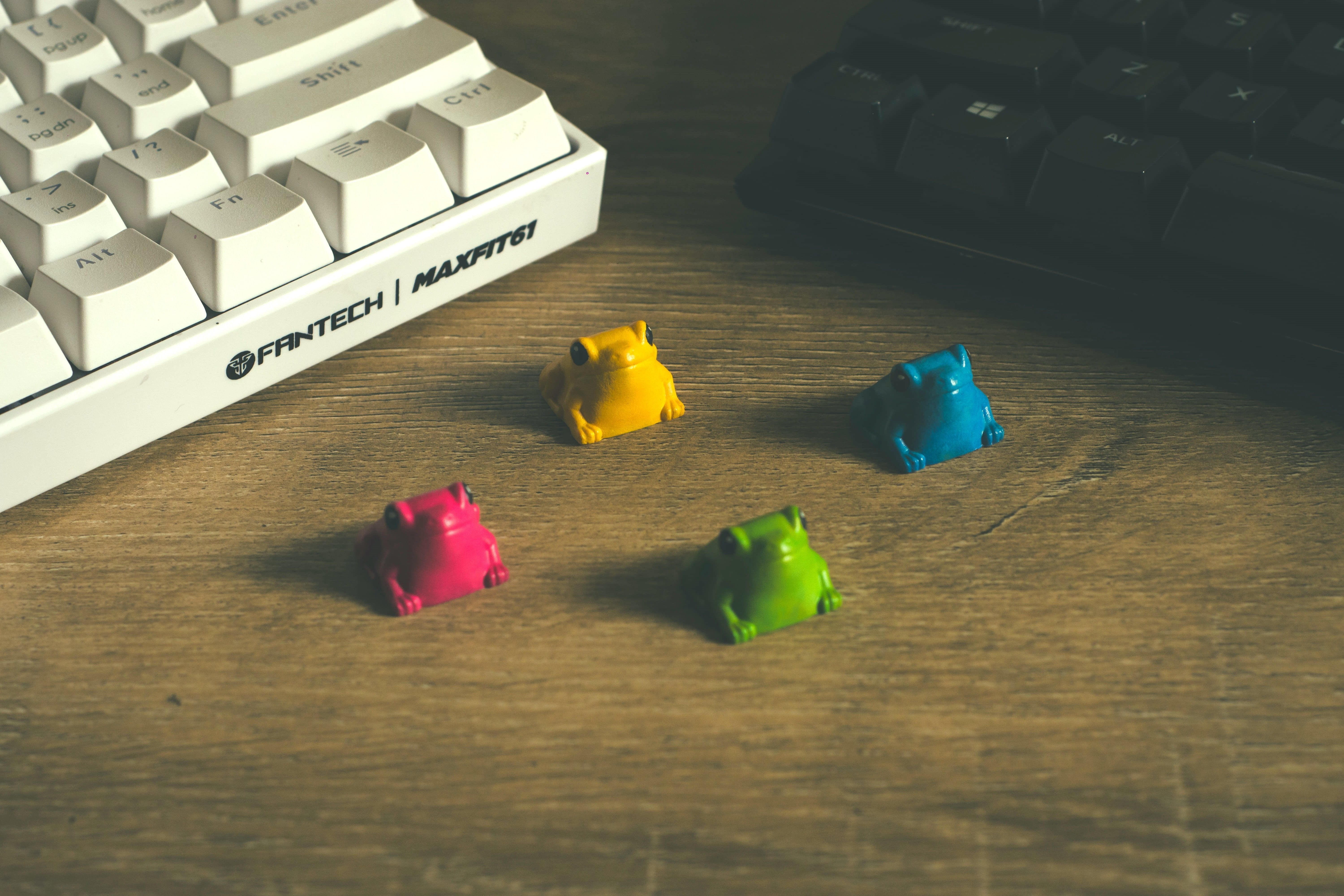Alien UFO keycap - Mechanical Keyboard 3D model 3D printable | CGTrader
