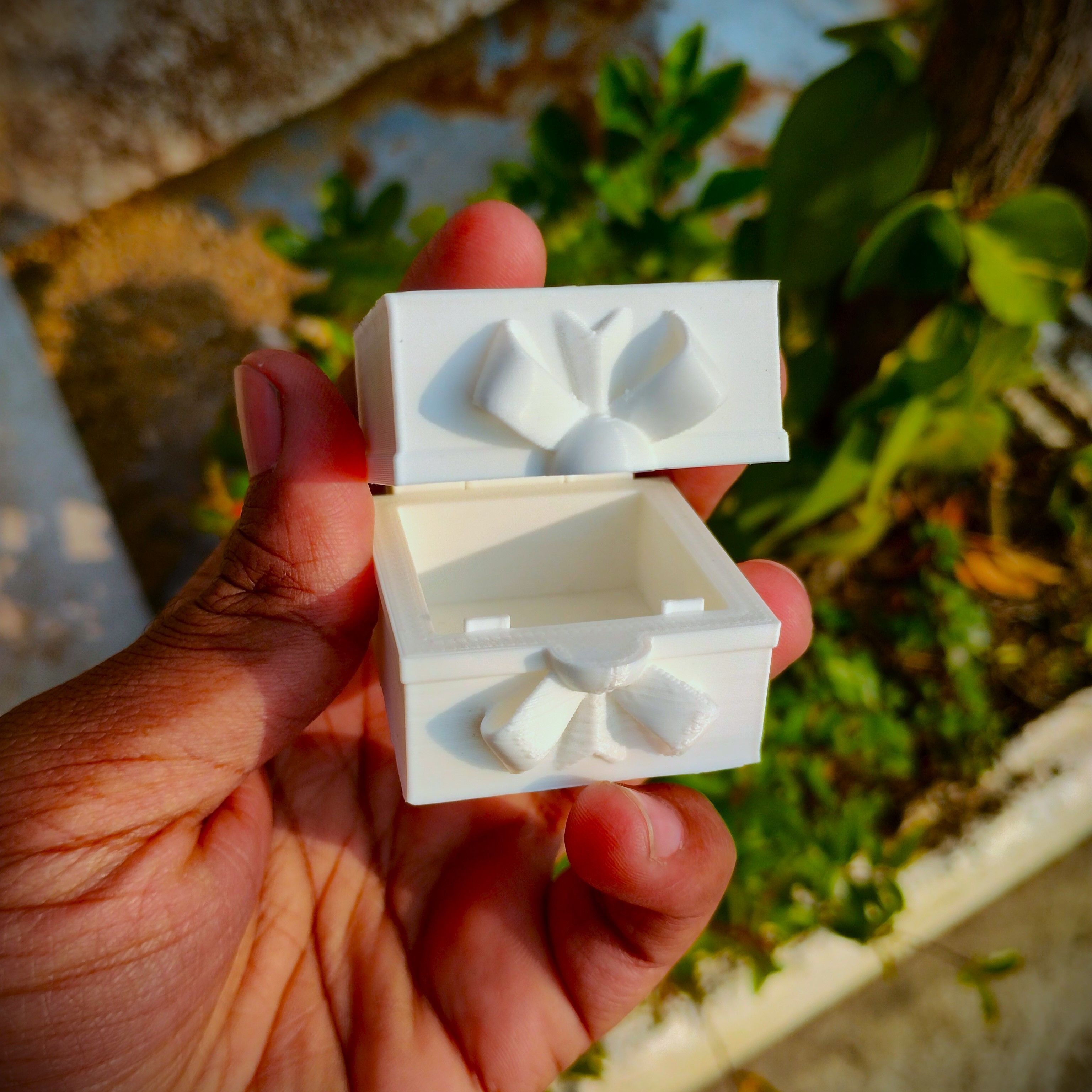 Christmas Special - Articulated Gift Box 3D model 3D printable | CGTrader