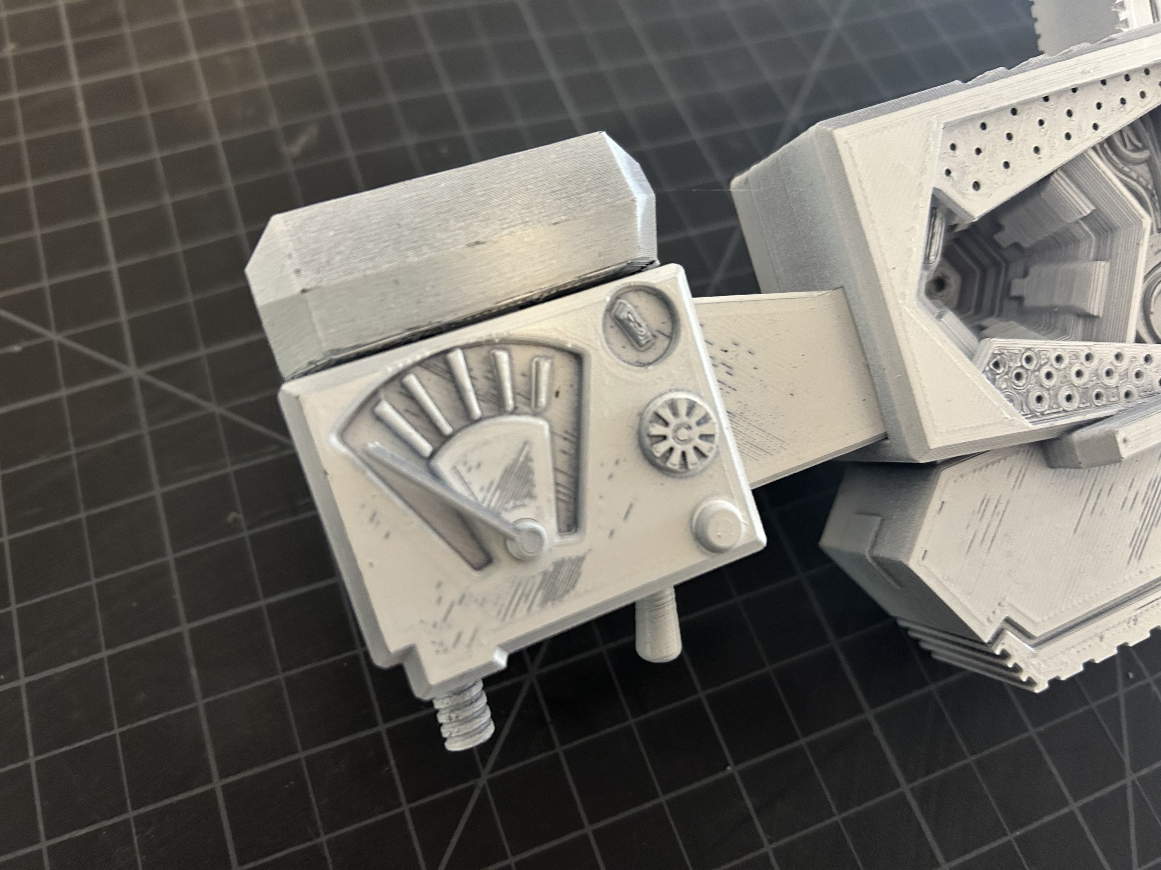 Borderlands 2 Bee Shield 3D model 3D printable | CGTrader