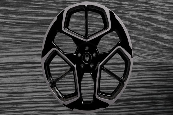 3D model Maserati MC20 RIMS VR / AR / low-poly | CGTrader