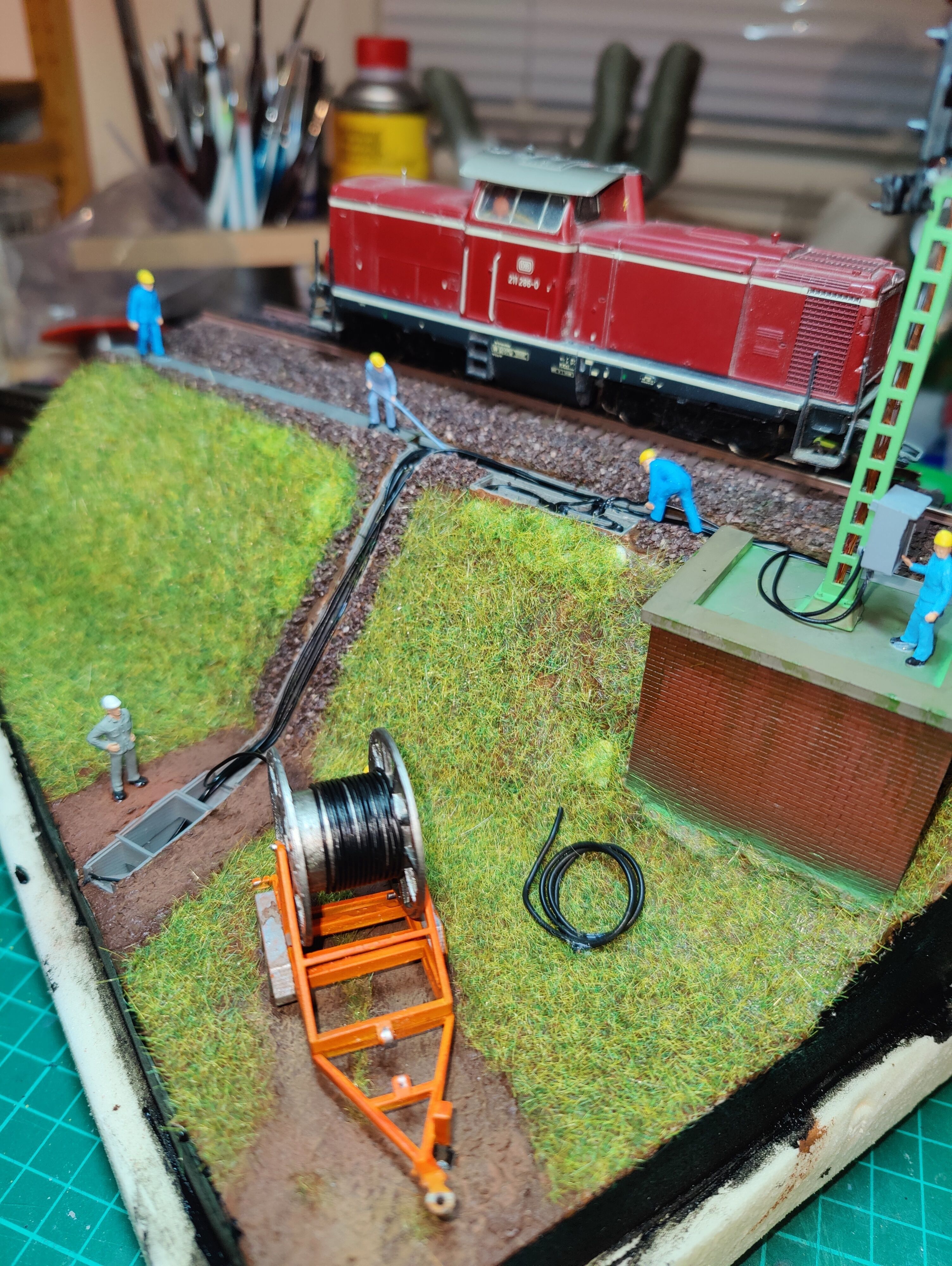 Modelrailway Trainsignal base with brickwall H0 scale 3D model 3D ...