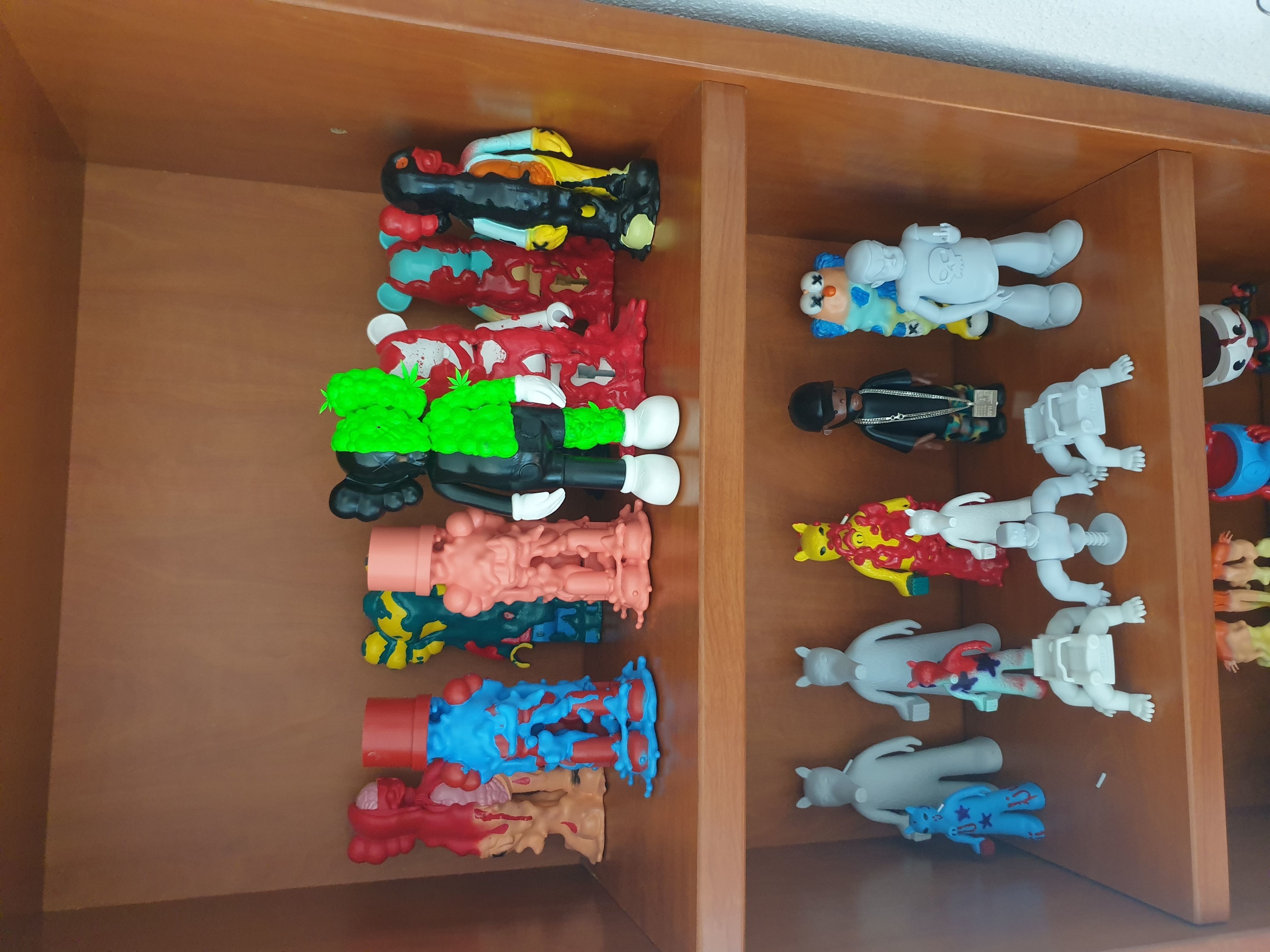 Kaws WEED Art Toy Sculpture 3D model 3D printable | CGTrader