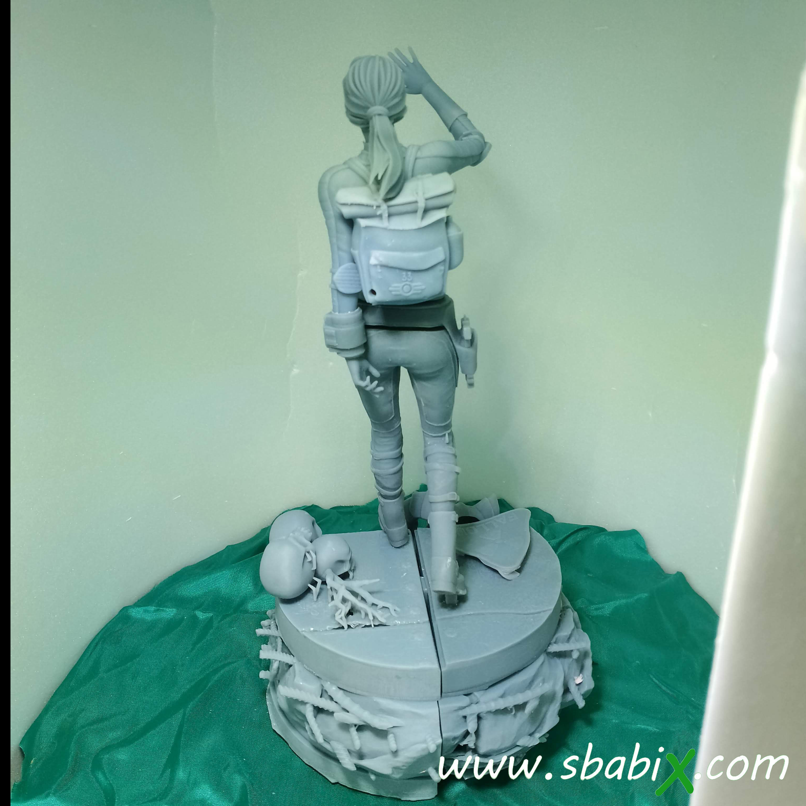 Lucy Fallout tv series 3d printer assembly miniature Stl 3D model 3D ...