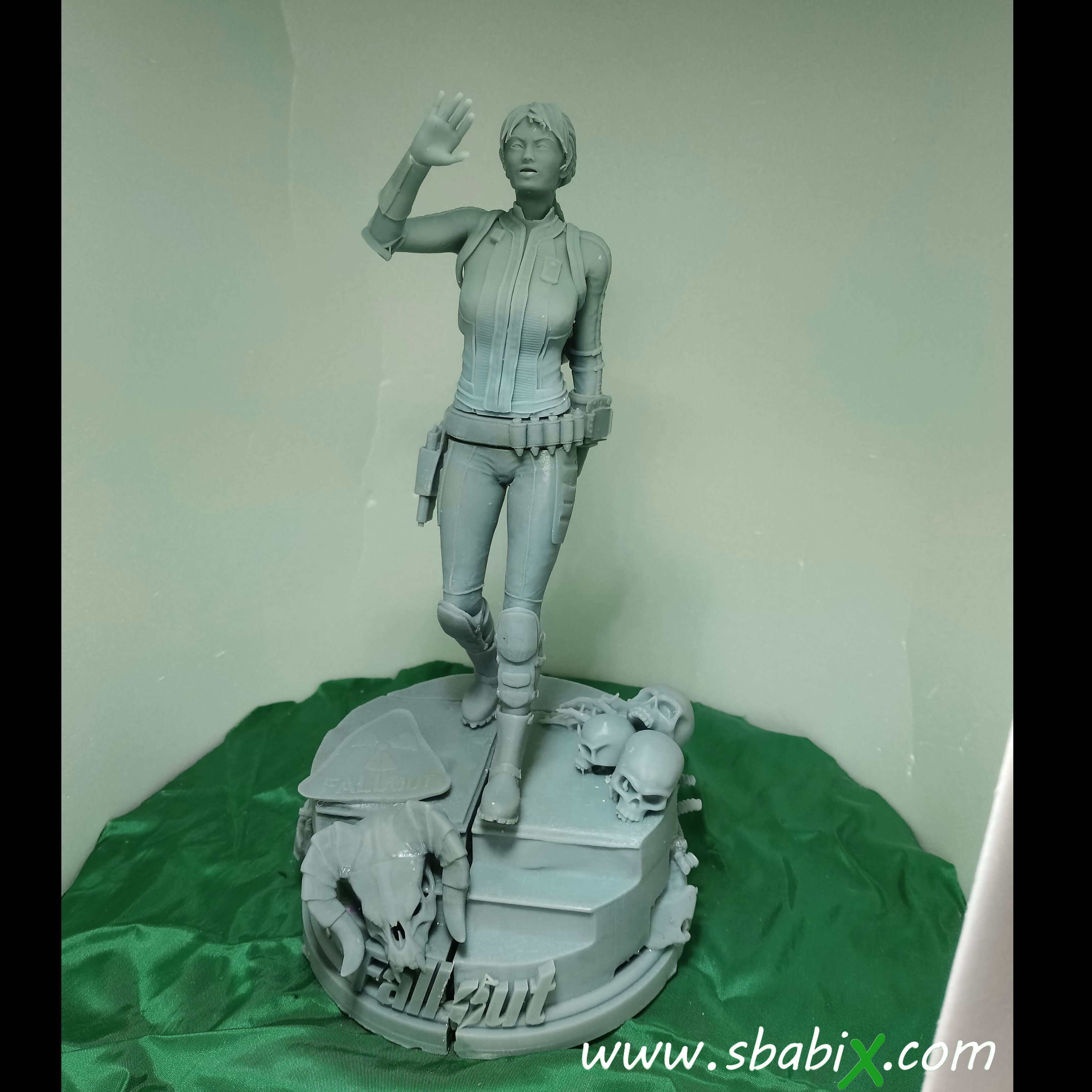 Lucy Fallout tv series 3d printer assembly miniature Stl 3D model 3D ...