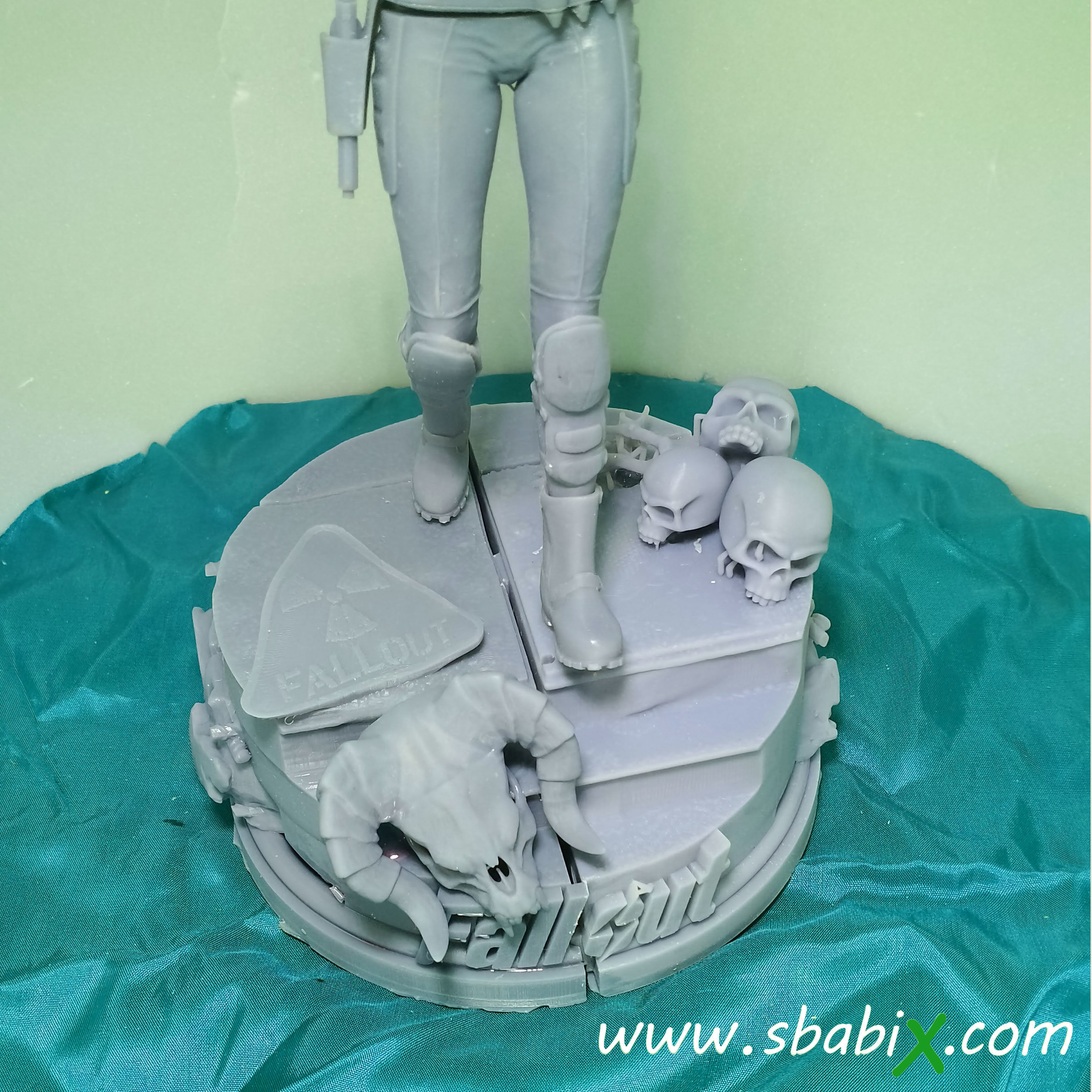 Lucy Fallout tv series 3d printer assembly miniature Stl 3D model 3D ...