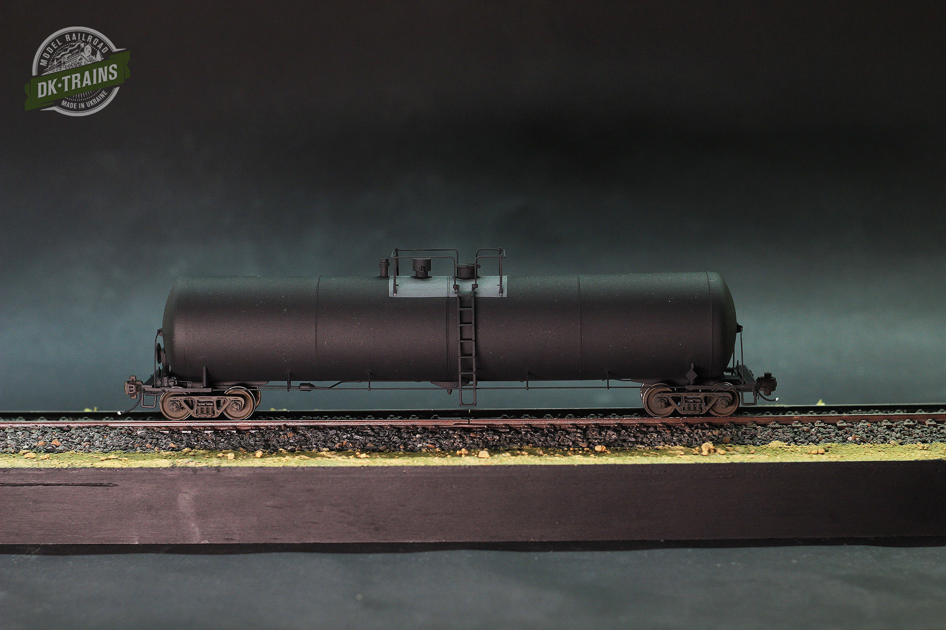 30 000 Gallon Tank Car V2 - H0 scale 3D model 3D printable | CGTrader