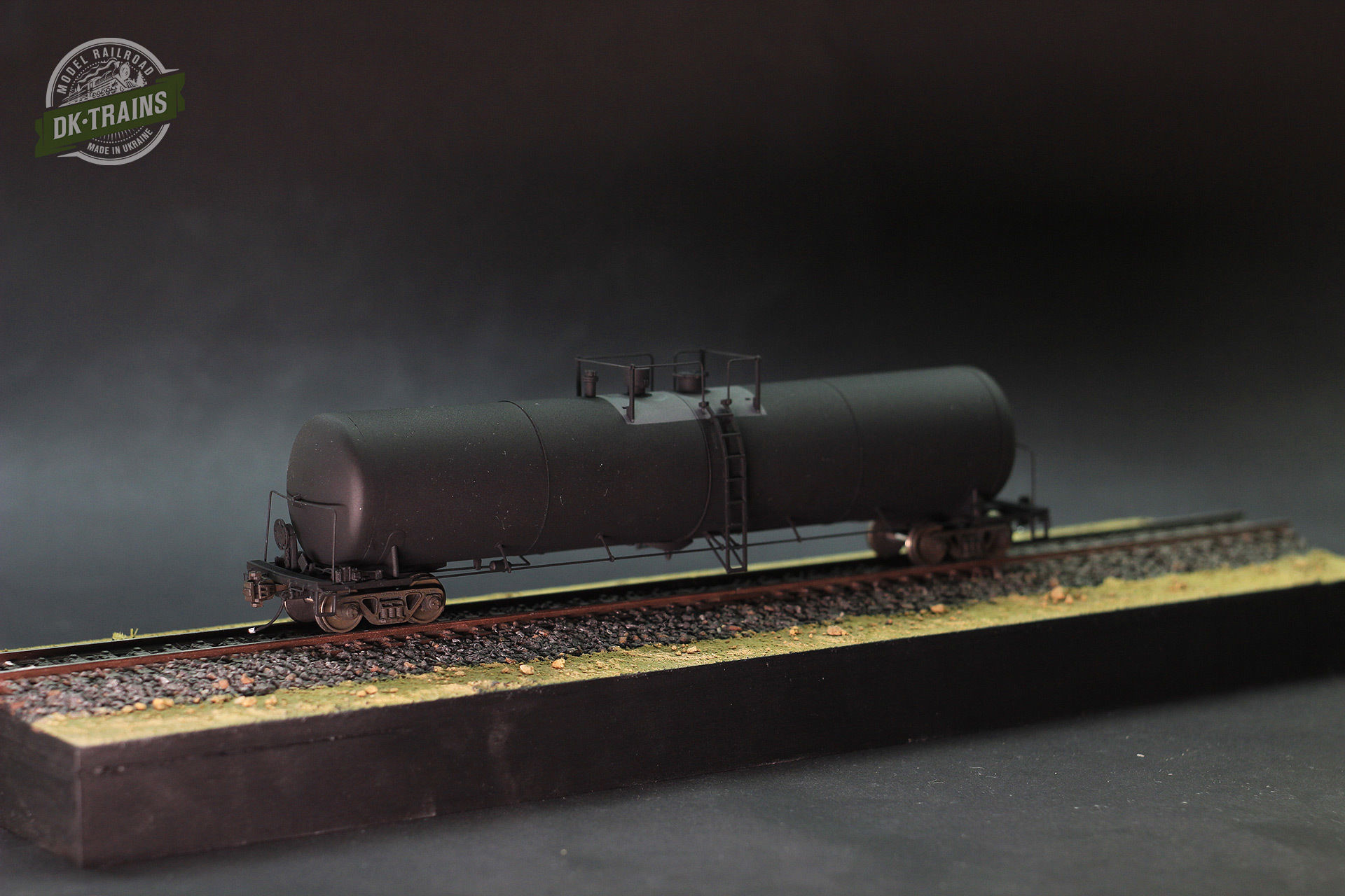 30 000 Gallon Tank Car V2 - H0 scale 3D model 3D printable | CGTrader
