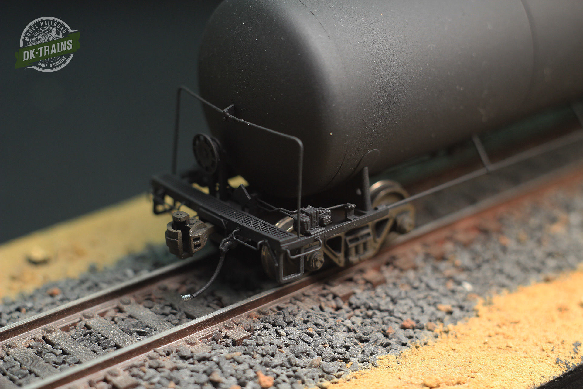 30 000 Gallon Tank Car V2 - H0 scale 3D model 3D printable | CGTrader